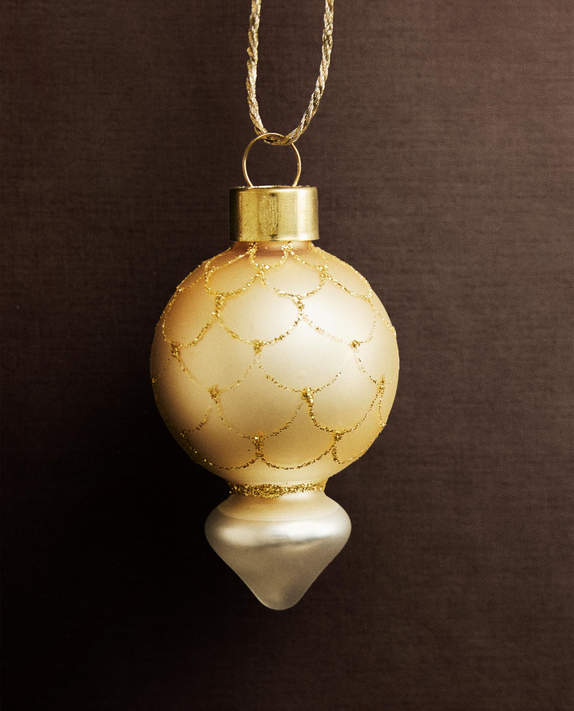 MINI BAUBLE CHRISTMAS TREE DECORATION | Zara Home Schweiz / Suisse ...