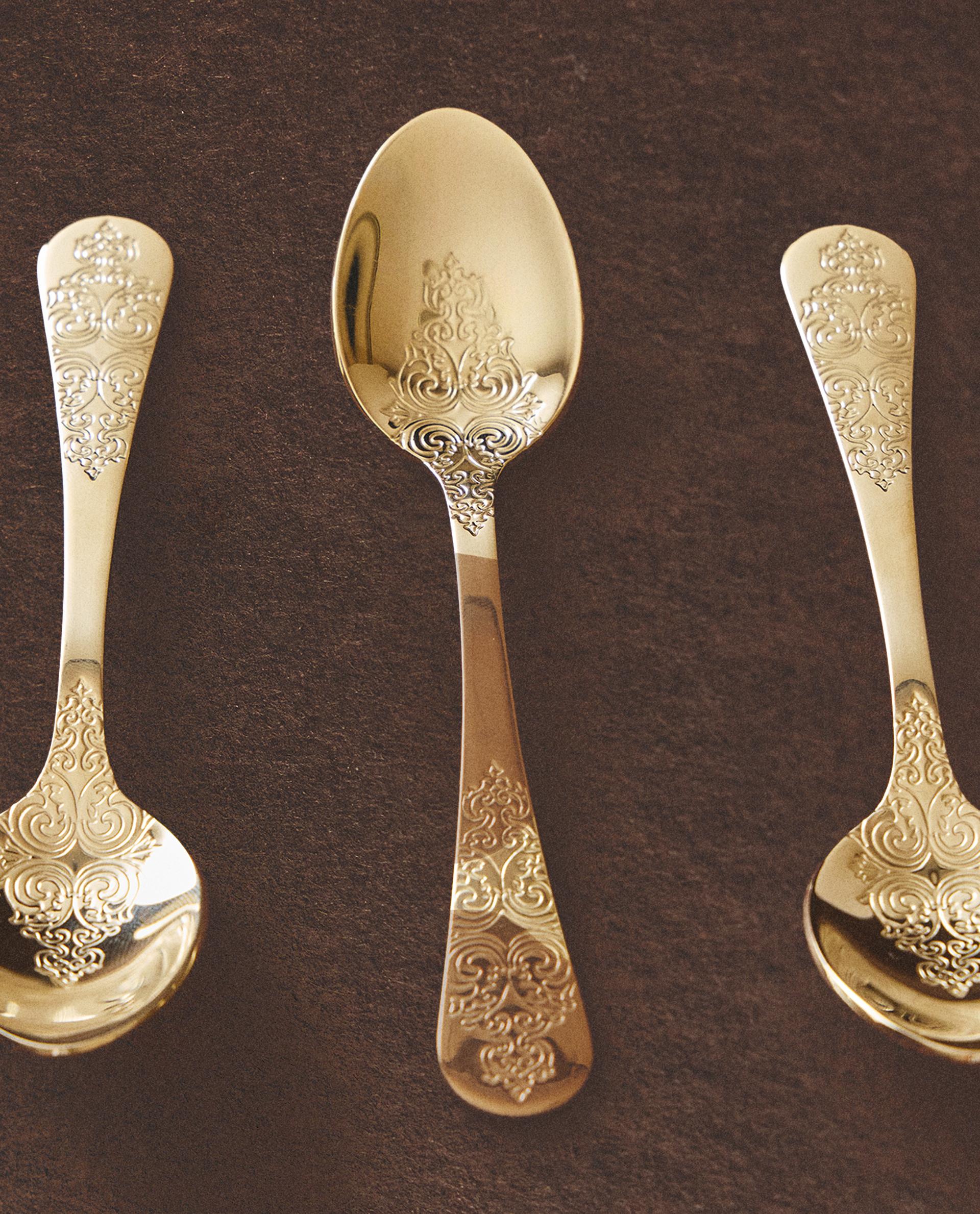 SET OF ENGRAVED DESSERT SPOONS (SET OF 4) | Zara Home Malta