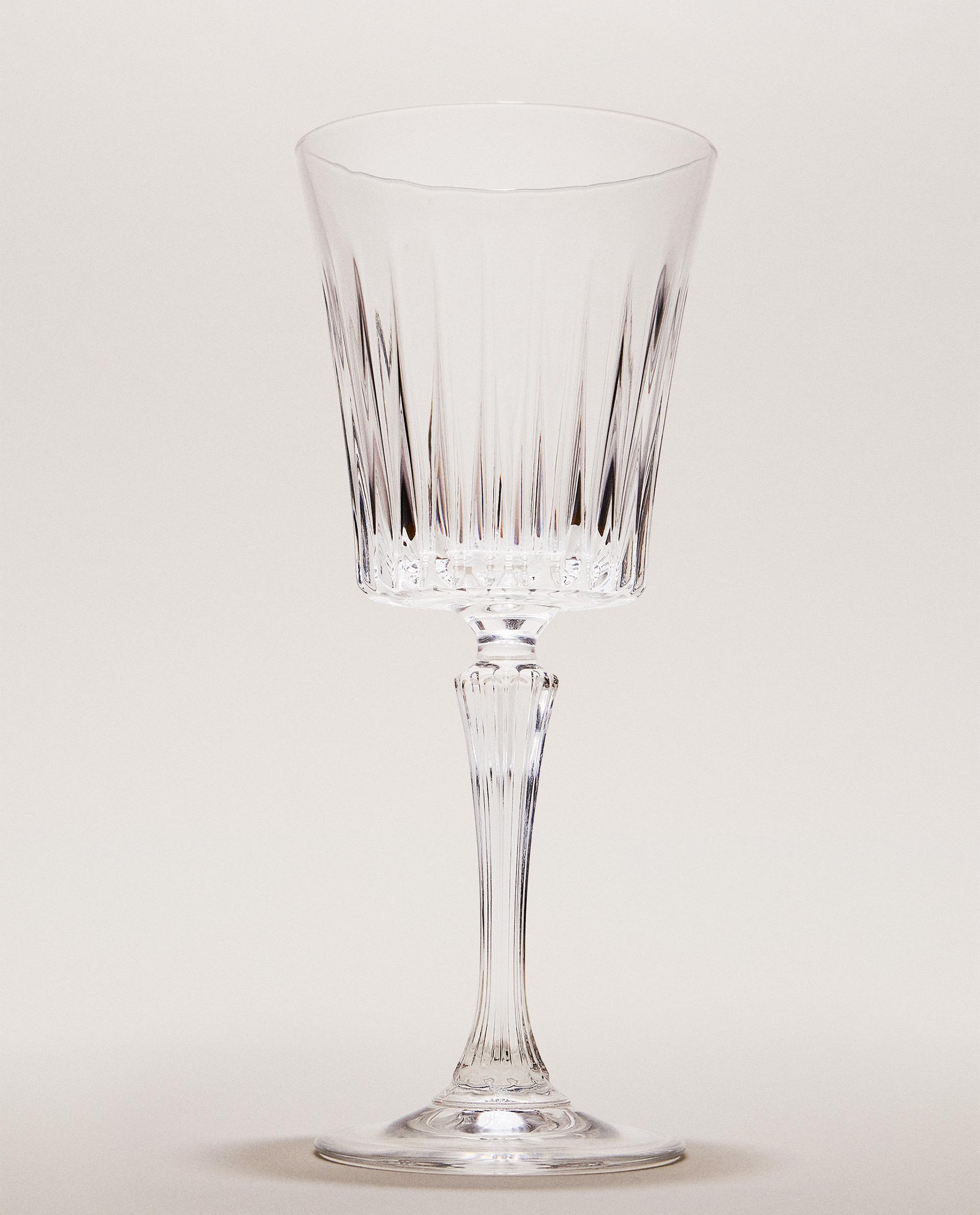 CRYSTALLINE WINE GLASS WITH RAISED DESIGN | Zara Home Bahrain