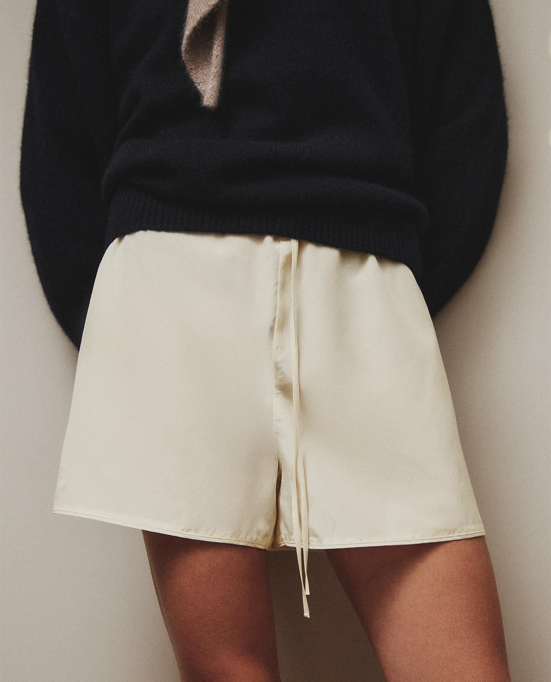 ZĪDA UN KOKVILNAS ŠORTI | Zara Home Latvia