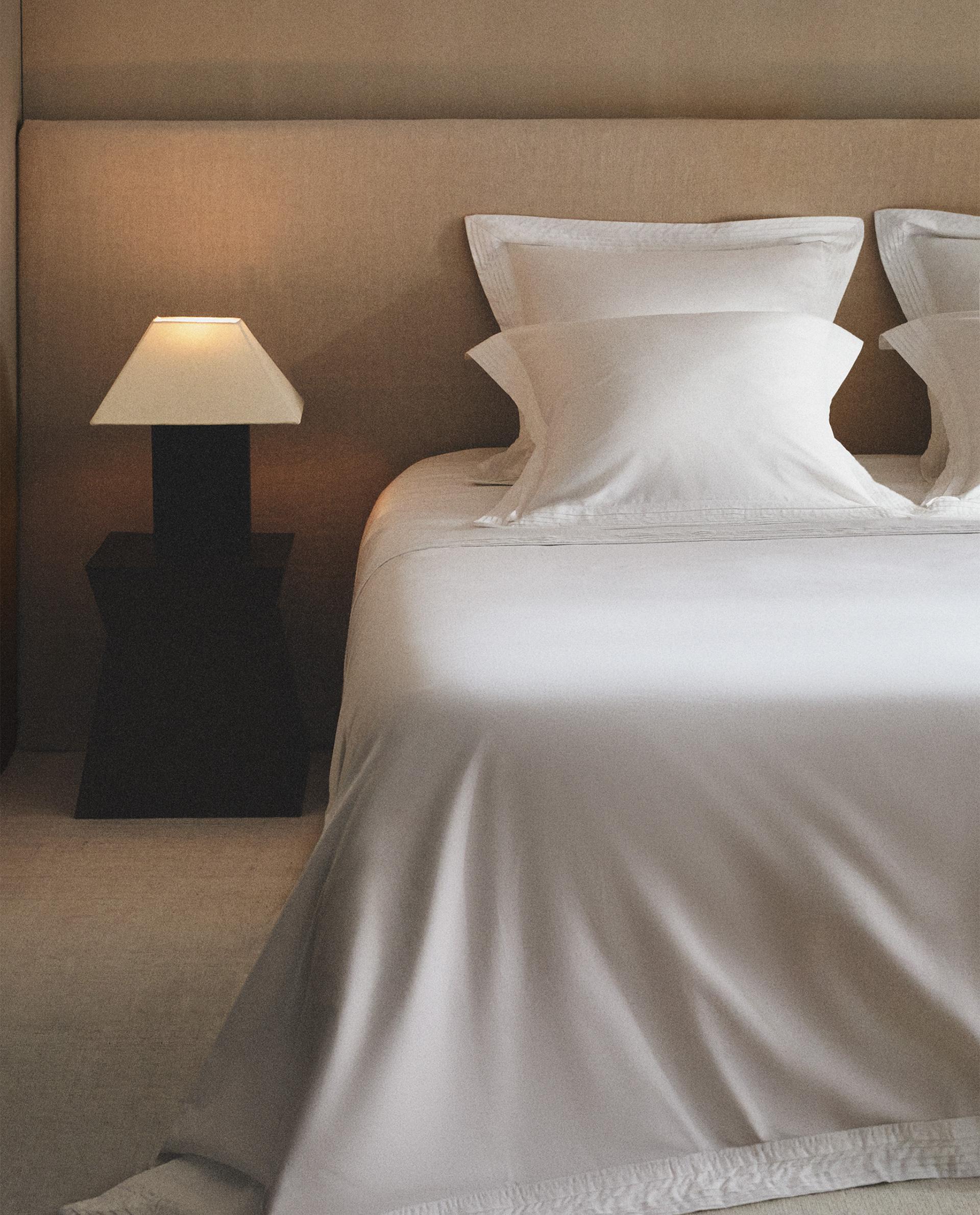 COTTON SATEEN DUVET COVER WITH PLEATED BORDER (400 THREAD COUNT) | Zara ...