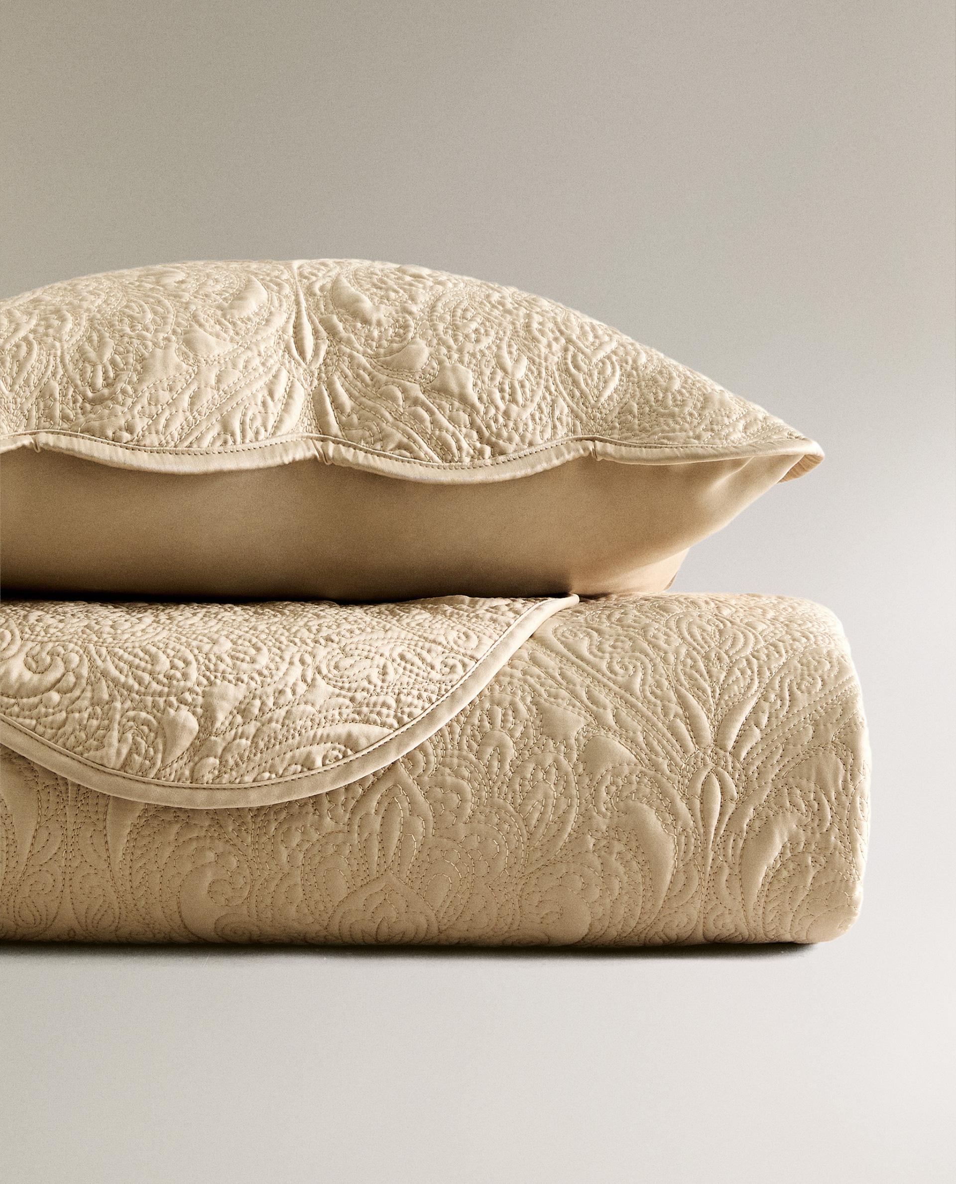 DAMASK-STYLE QUILT | Zara Home UAE - ABU DHABI/AL AIN/RAS AL-KHAIMAH‎