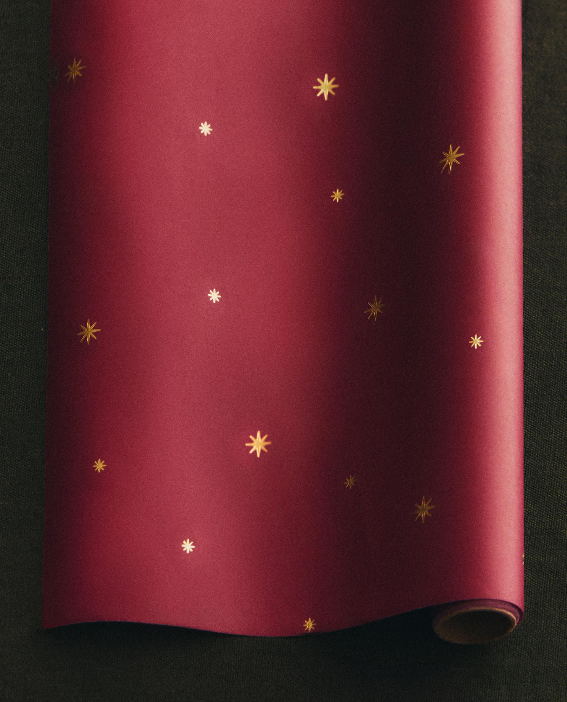 CHRISTMAS STAR WRAPPING PAPER AND RIBBON SET WITH BOW | Zara Home UAE ...