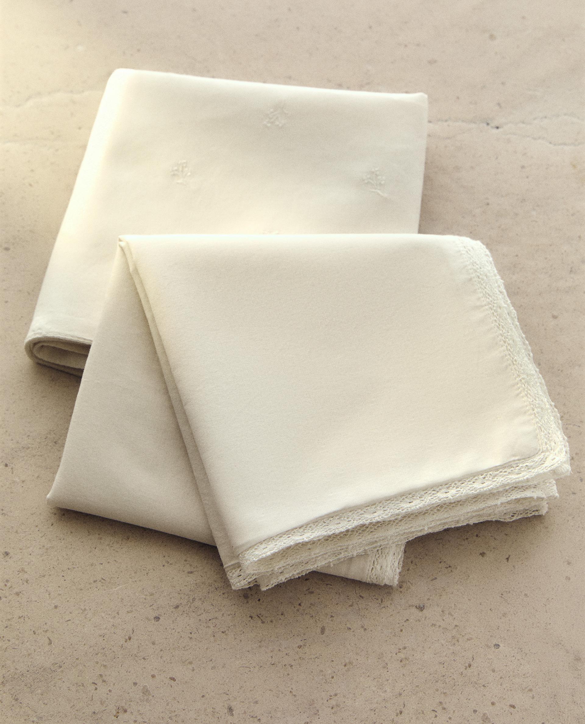 SET MUSELINE BEBELUȘ BRODATE (SET DE 2) | Zara Home România