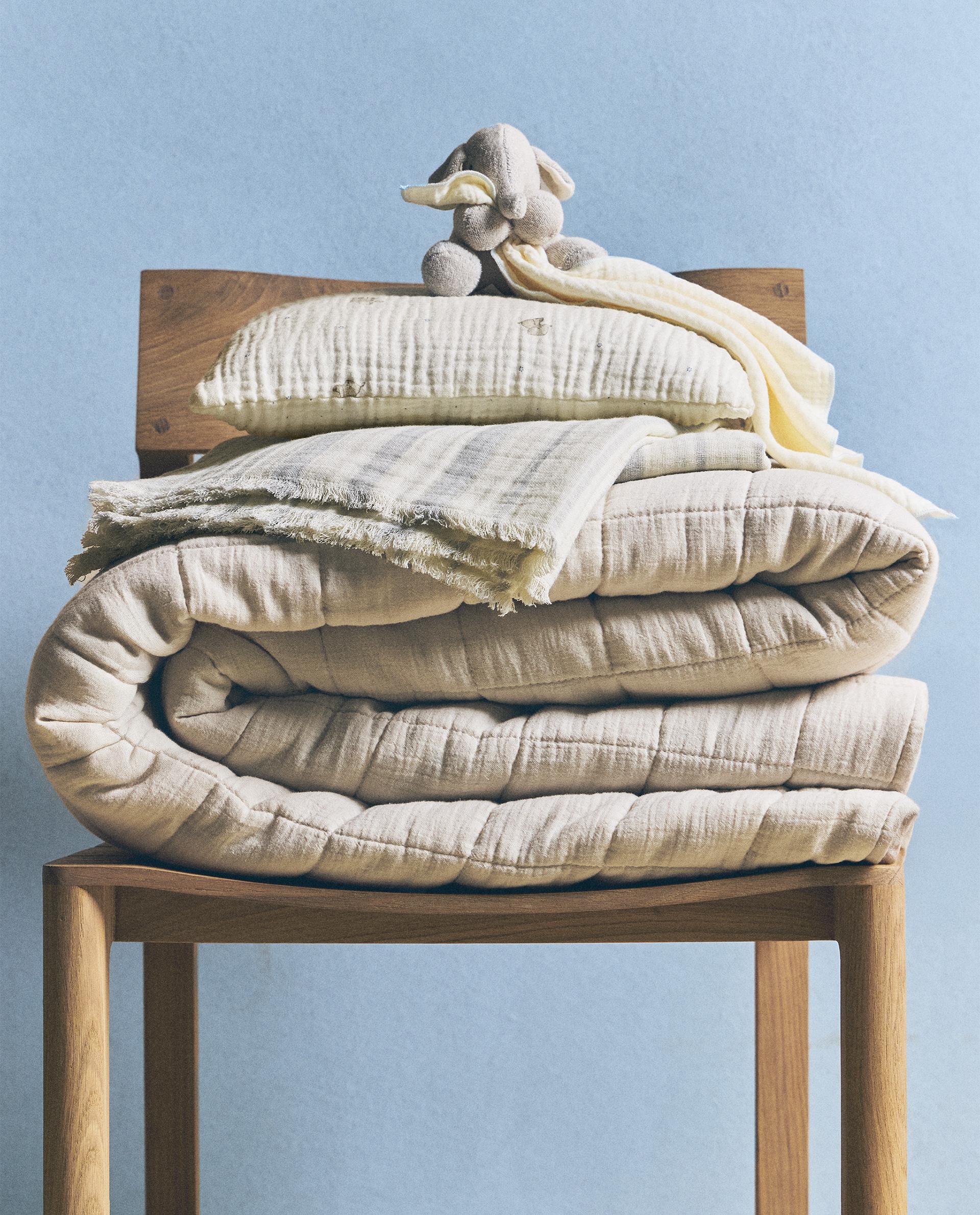 بطانية بفيل ولحاف | Zara Home Bahrain