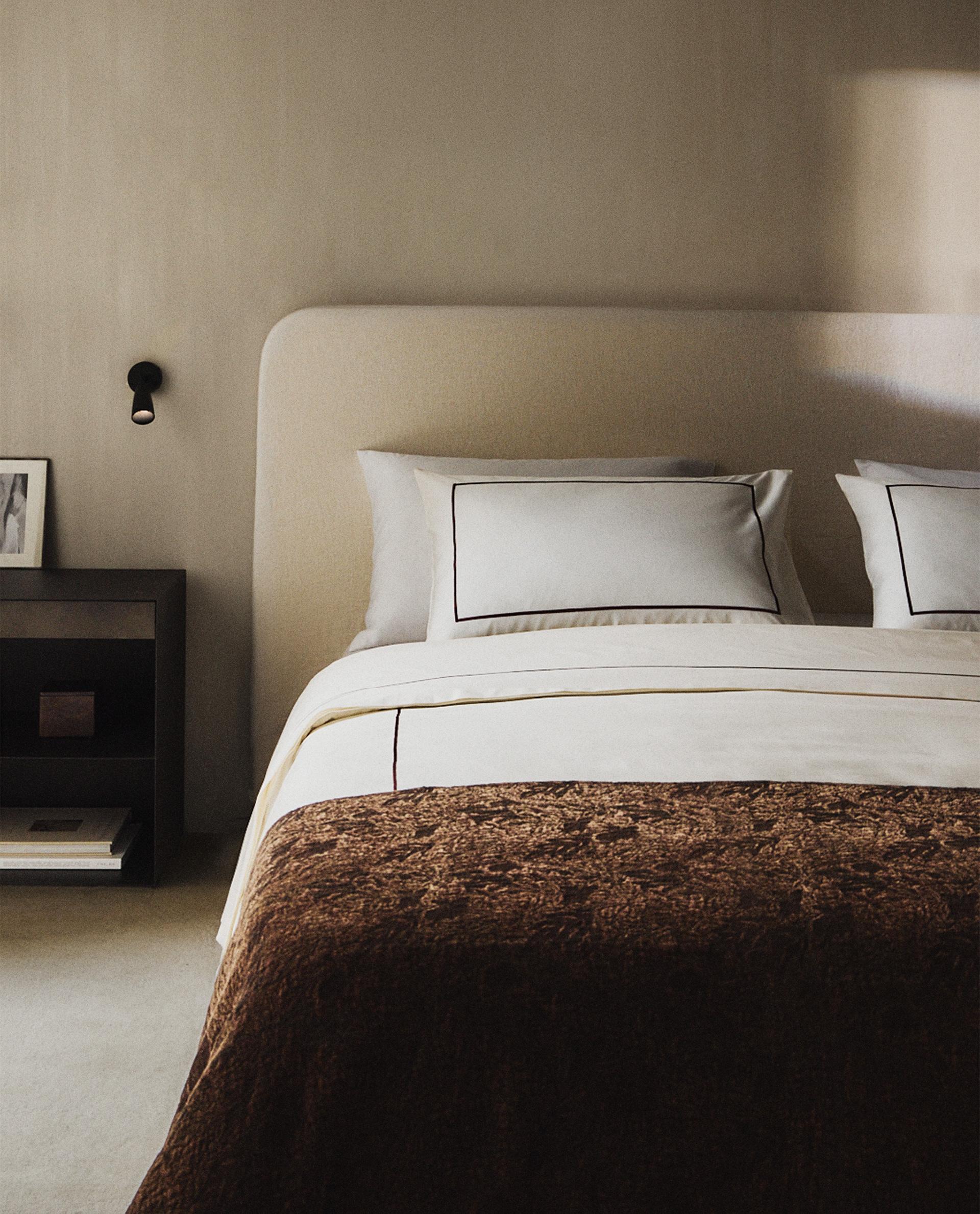 DUVET COVER WITH THROW AND FLORAL CUSHIONS | Zara Home UAE - DUBAI ...