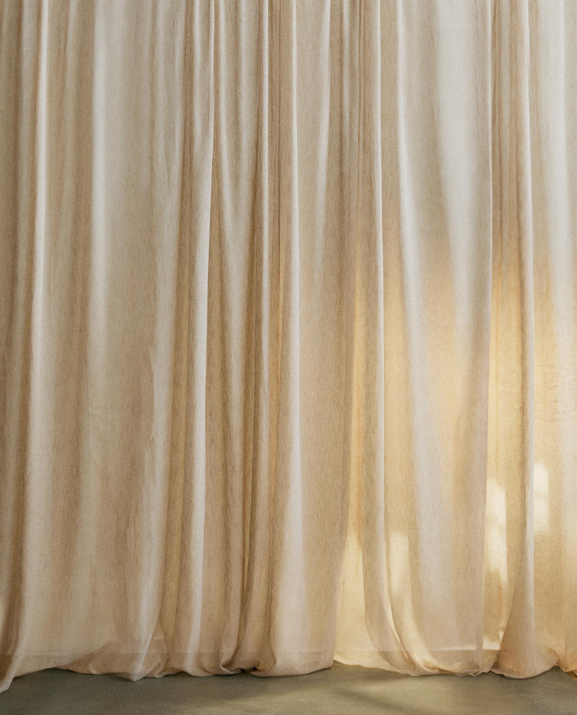 ผ้าม่านเนื้อบางกว้าง 2 เท่า ความทึบต่ำ | Zara Home Thailand