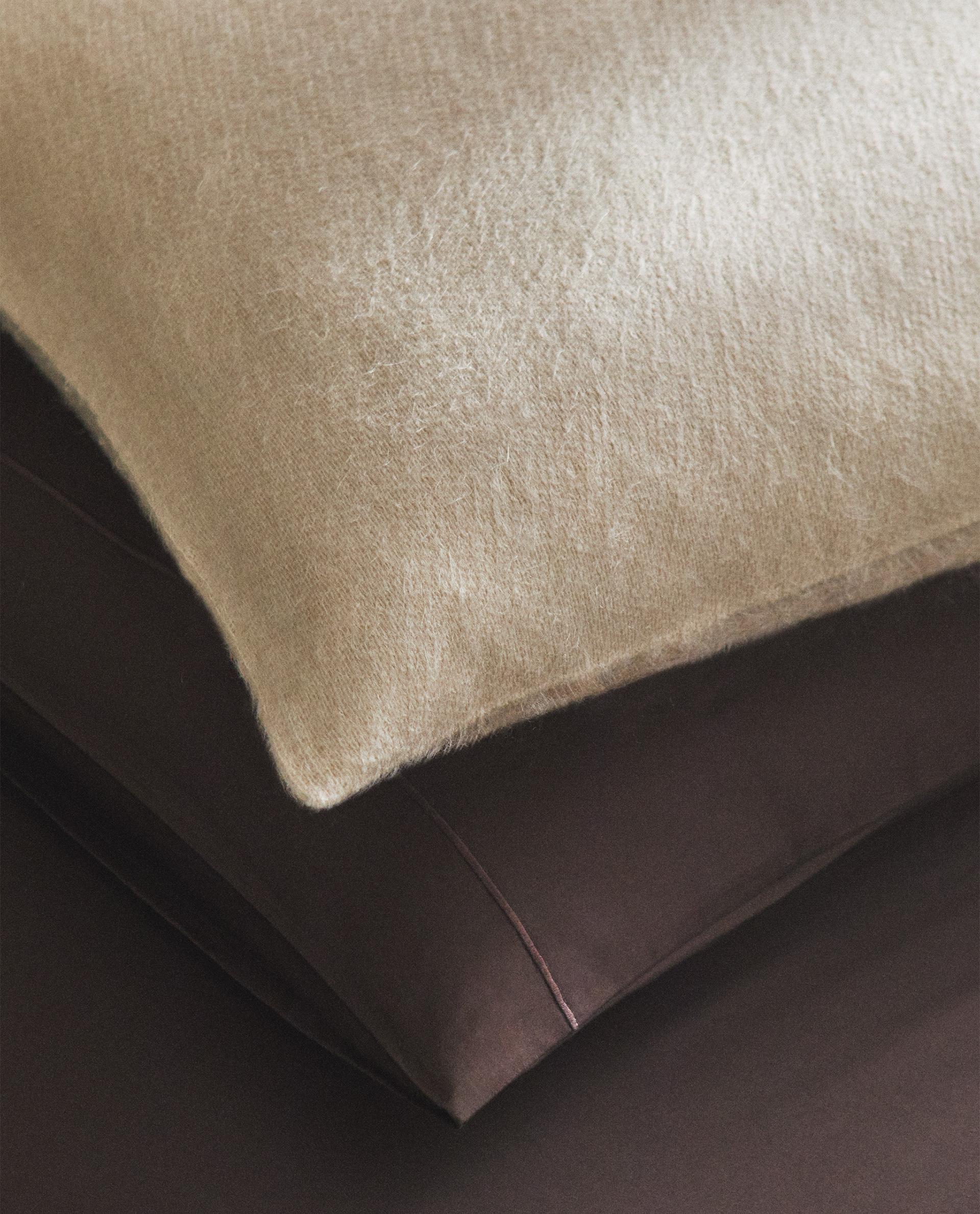 CASHMERE EFFECT CUSHION COVER | Zara Home Hungary