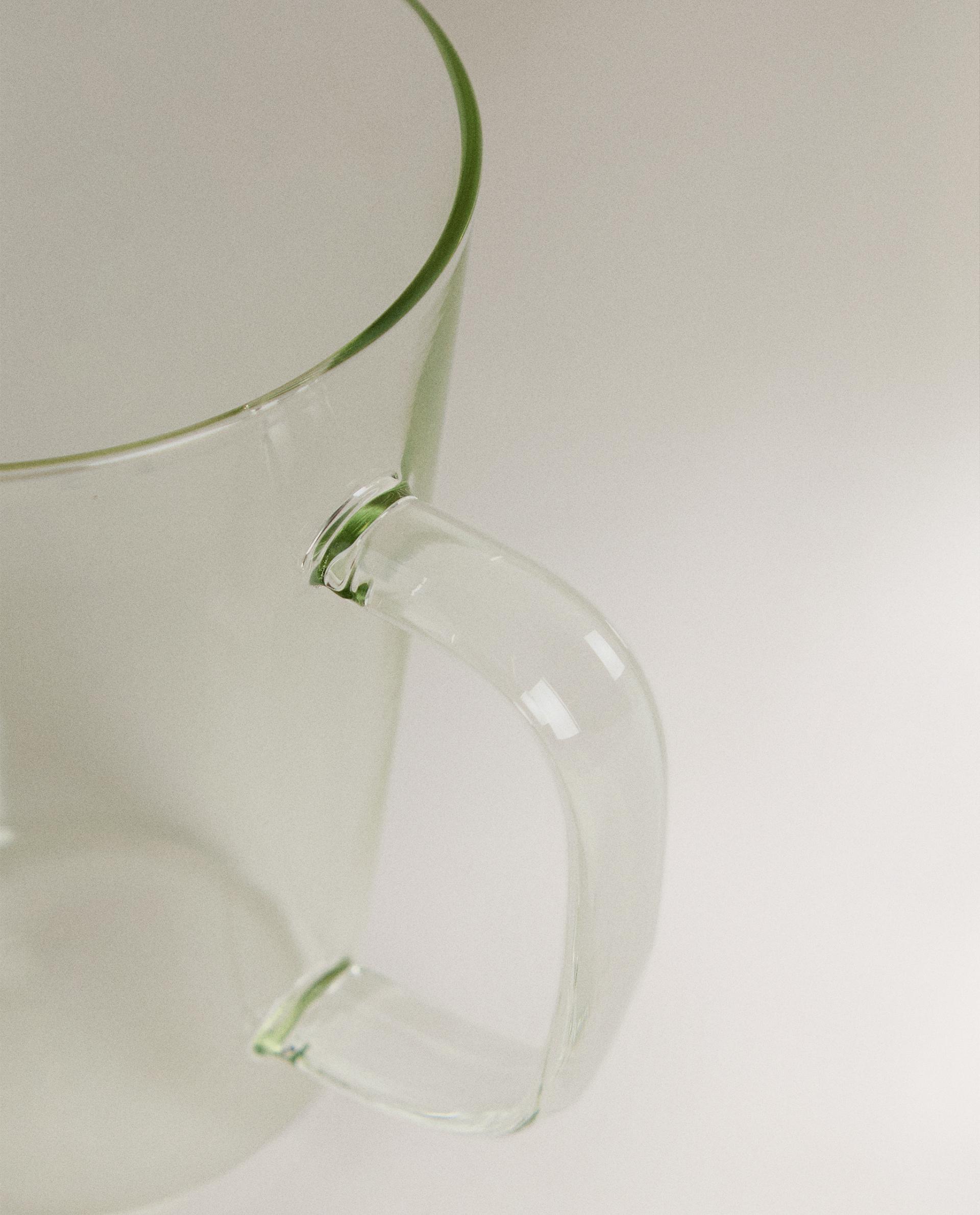 Thin glass mugs store