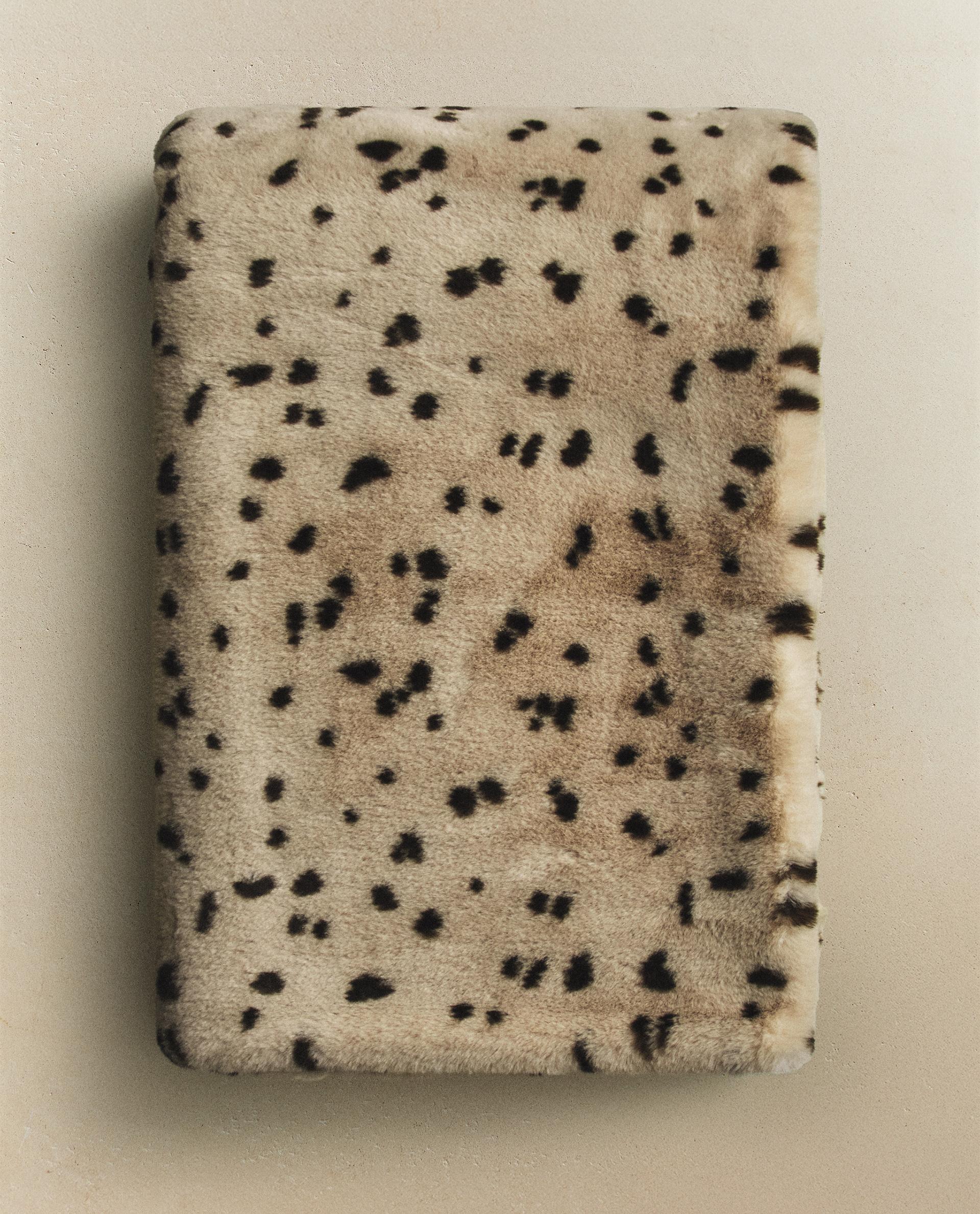 ANIMAL PRINT FAUX FUR THROW | Zara Home Bahrain