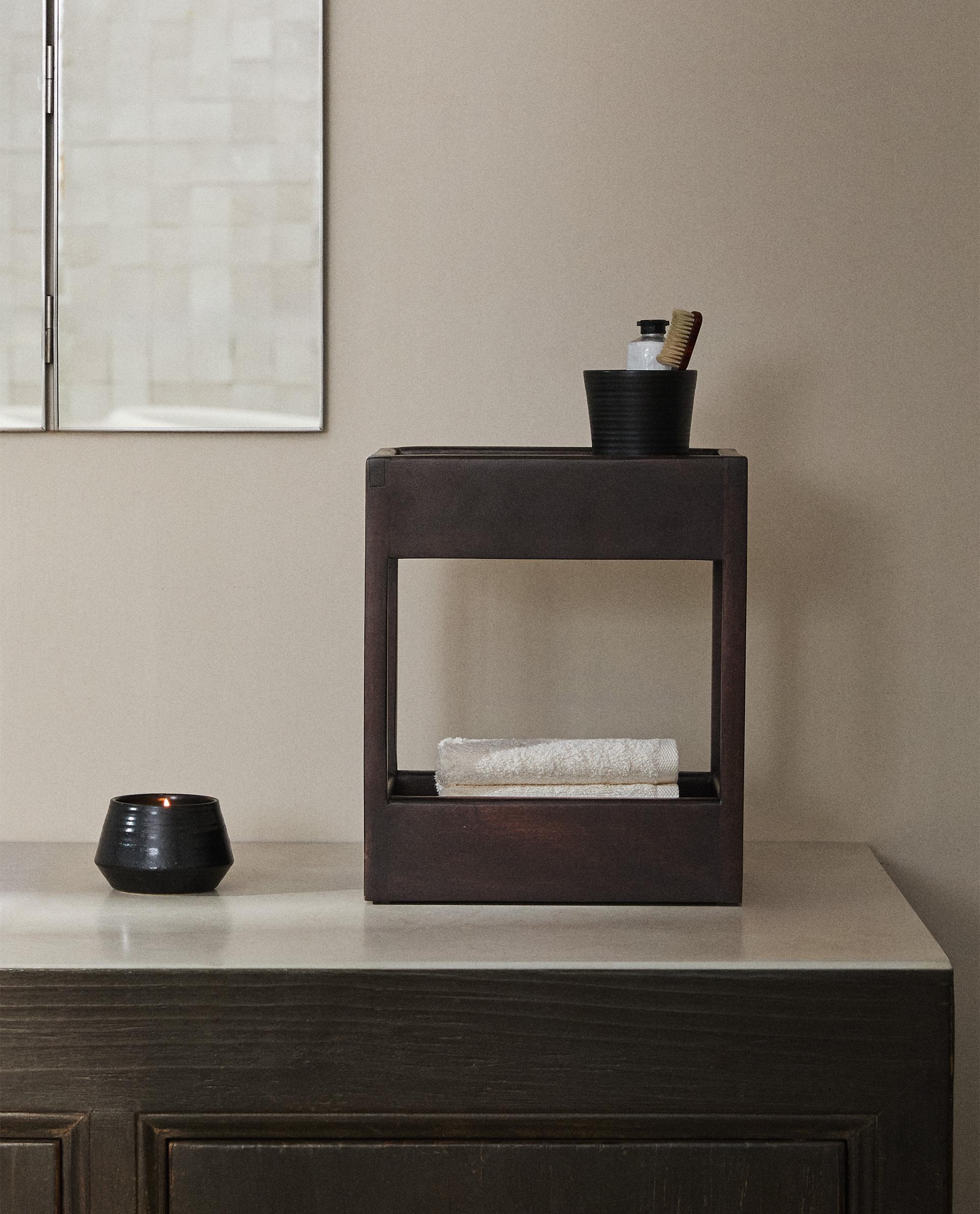 ΜΙΚΡΟ ΕΠΙΠΛΟ ΑΠΟΘΗΚΕΥΣΗΣ | Zara Home Ελλάδα / Greece