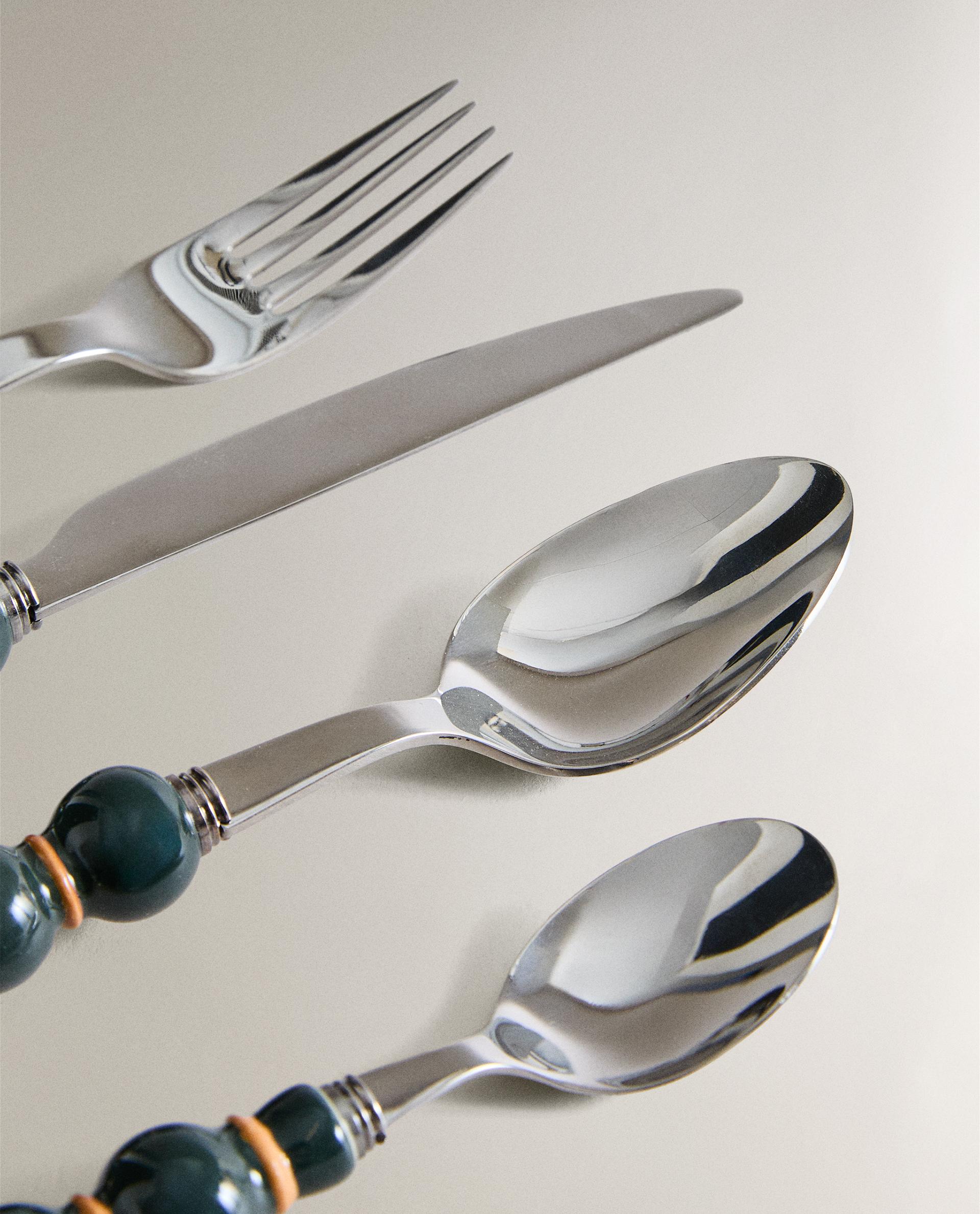Ceramic cutlery store