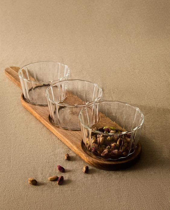 Joseph Coakley and Jessie Manos's Wedding Registry on Zola