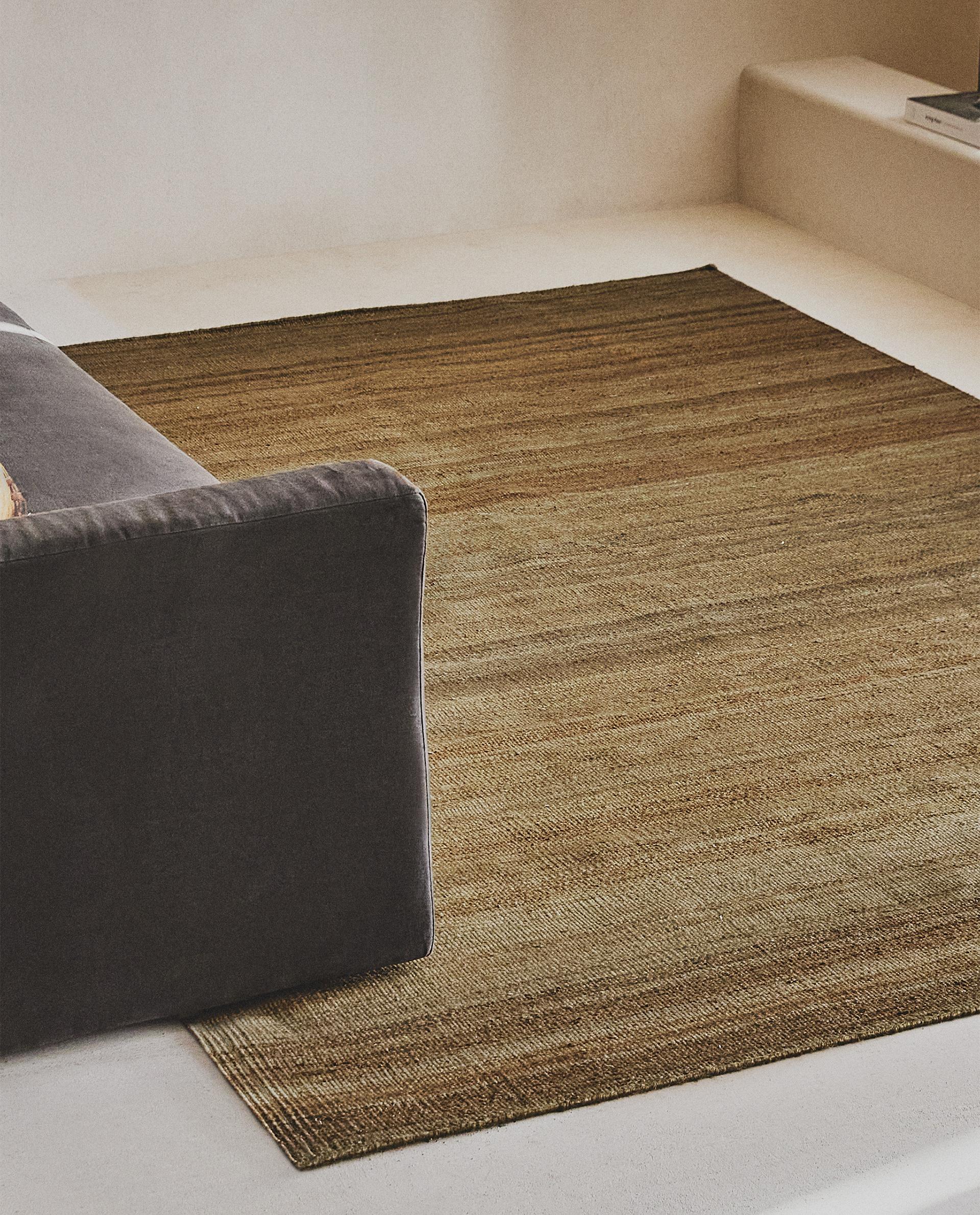 ΧΑΛΙ ΑΠΟ ΕΛΑΦΡΙΑ ΓΙΟΥΤΑ | Zara Home Ελλάδα / Greece