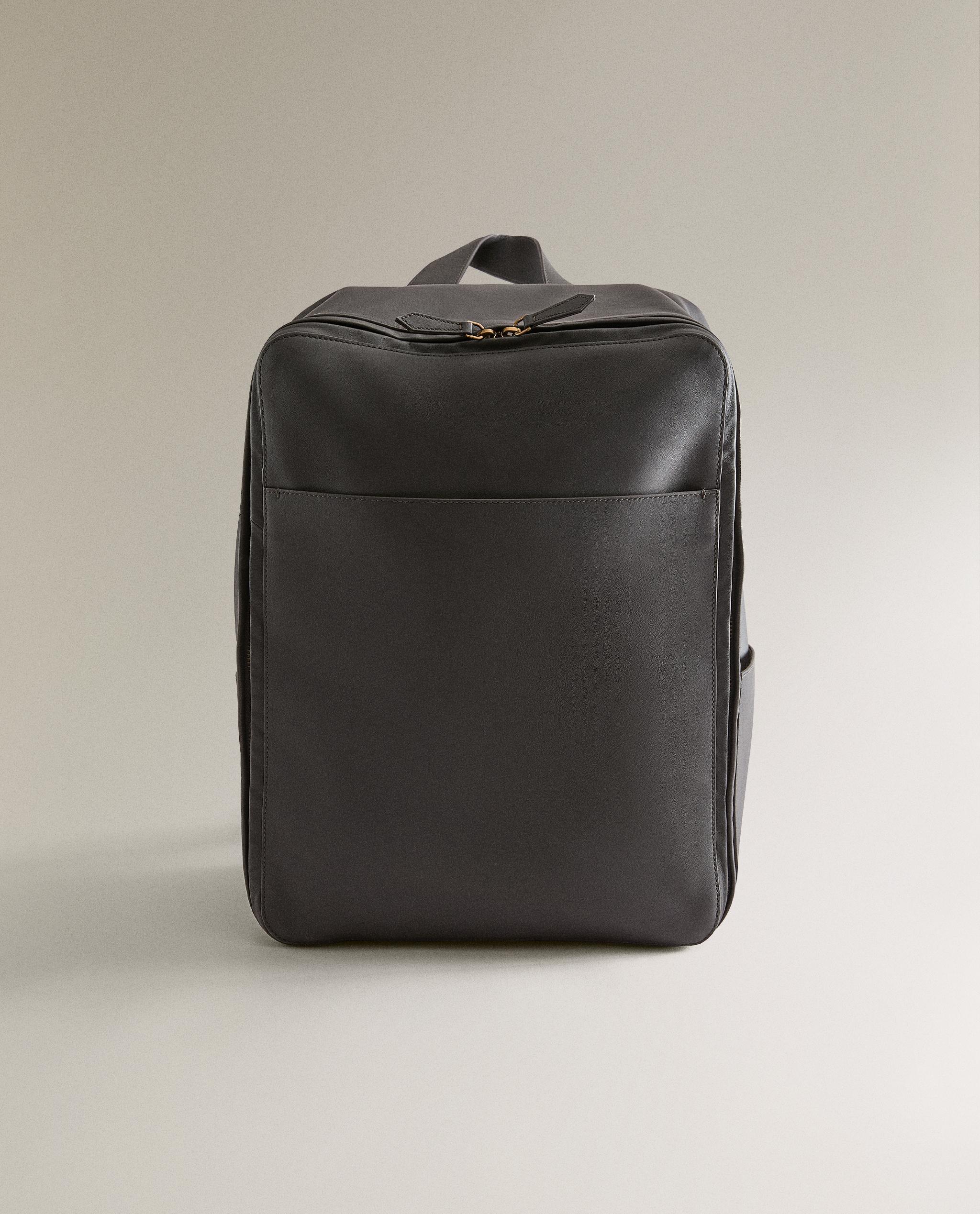 MOCHILA PIEL | Zara Home España
