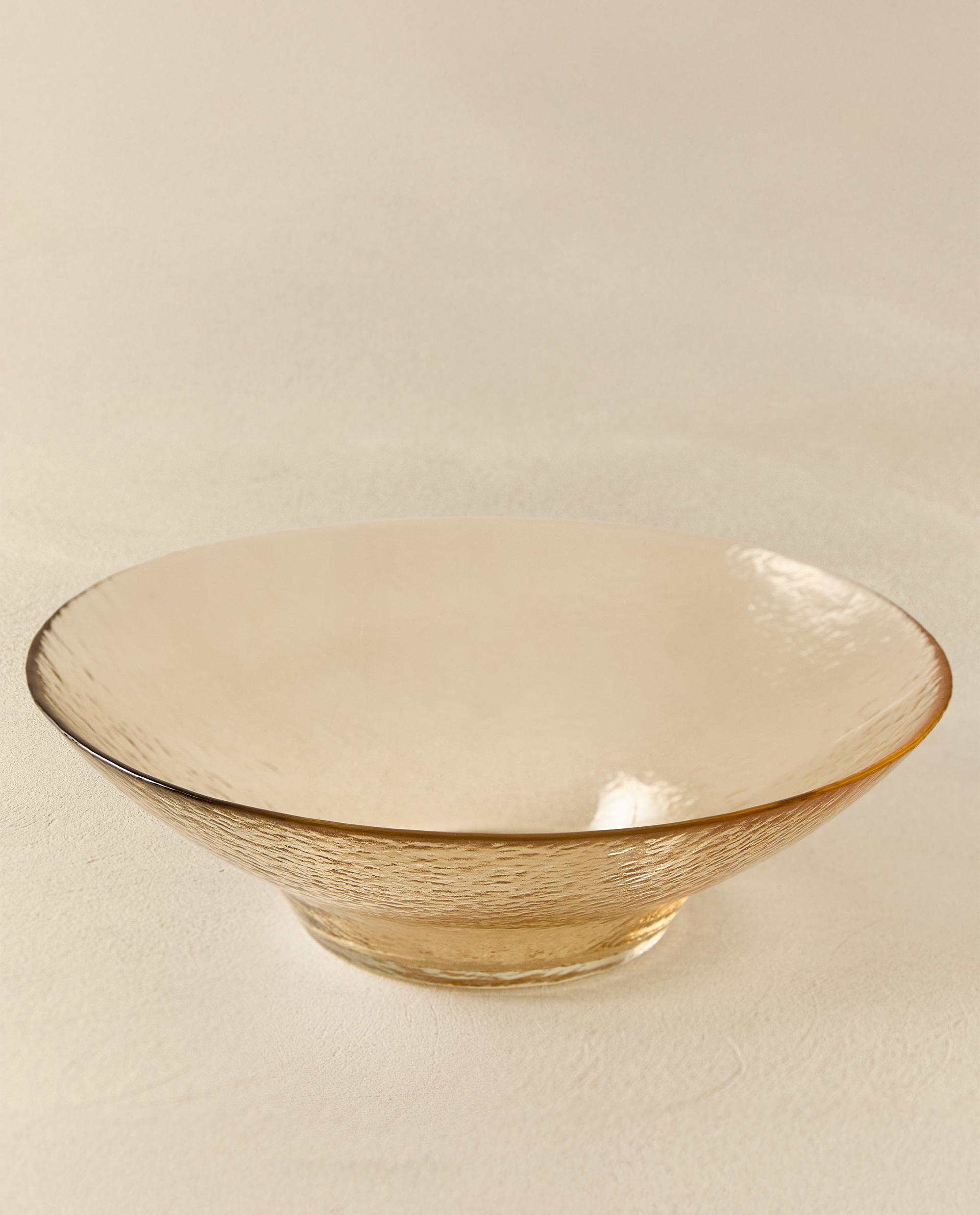 ΓΥΑΛΙΝΗ ΣΑΛΑΤΙΕΡΑ ΜΕ ΥΦΗ | Zara Home Ελλάδα / Greece