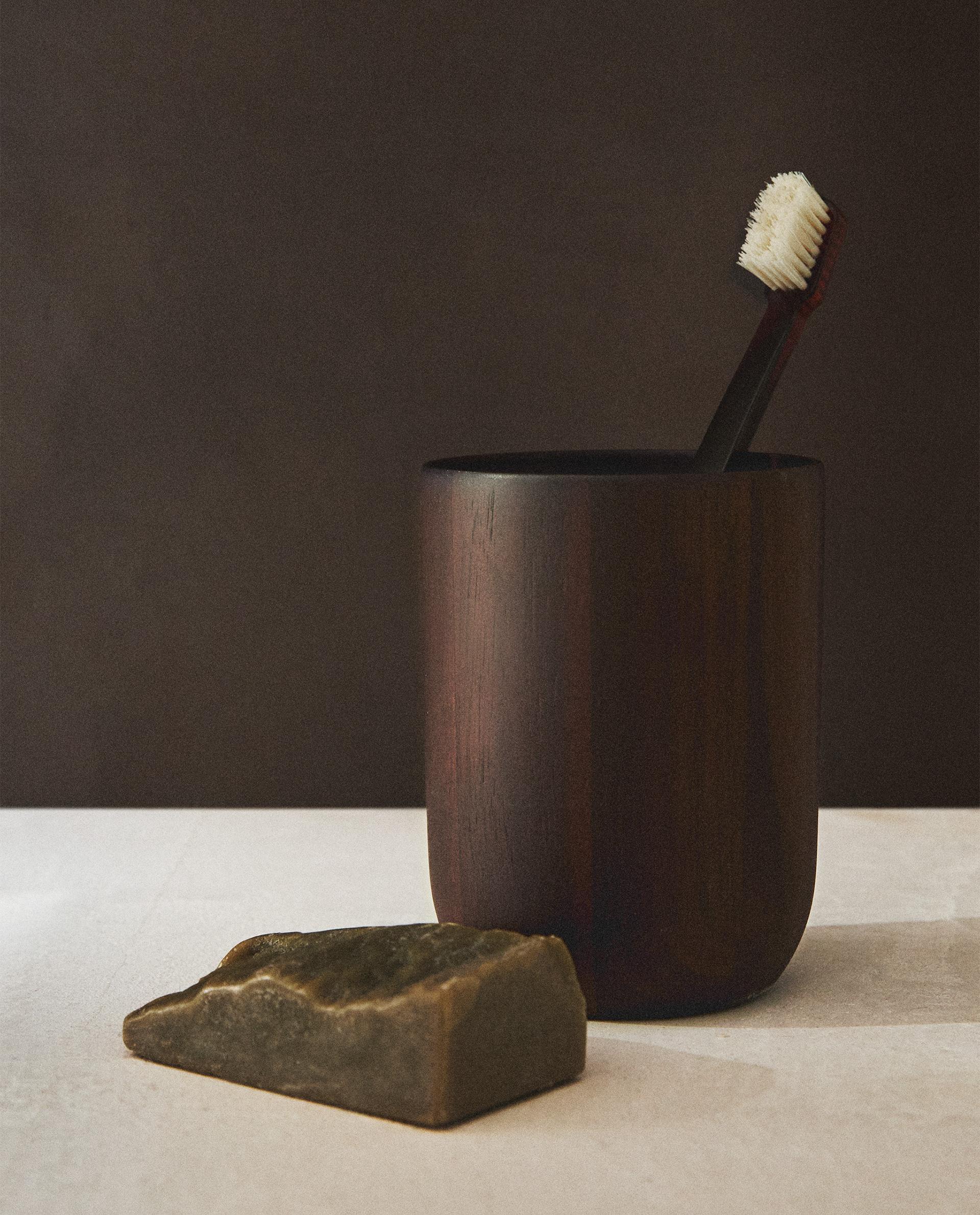 WOODEN TOOTHBRUSH HOLDER | Zara Home UAE - ABU DHABI/AL AIN/RAS AL-KHAIMAH‎