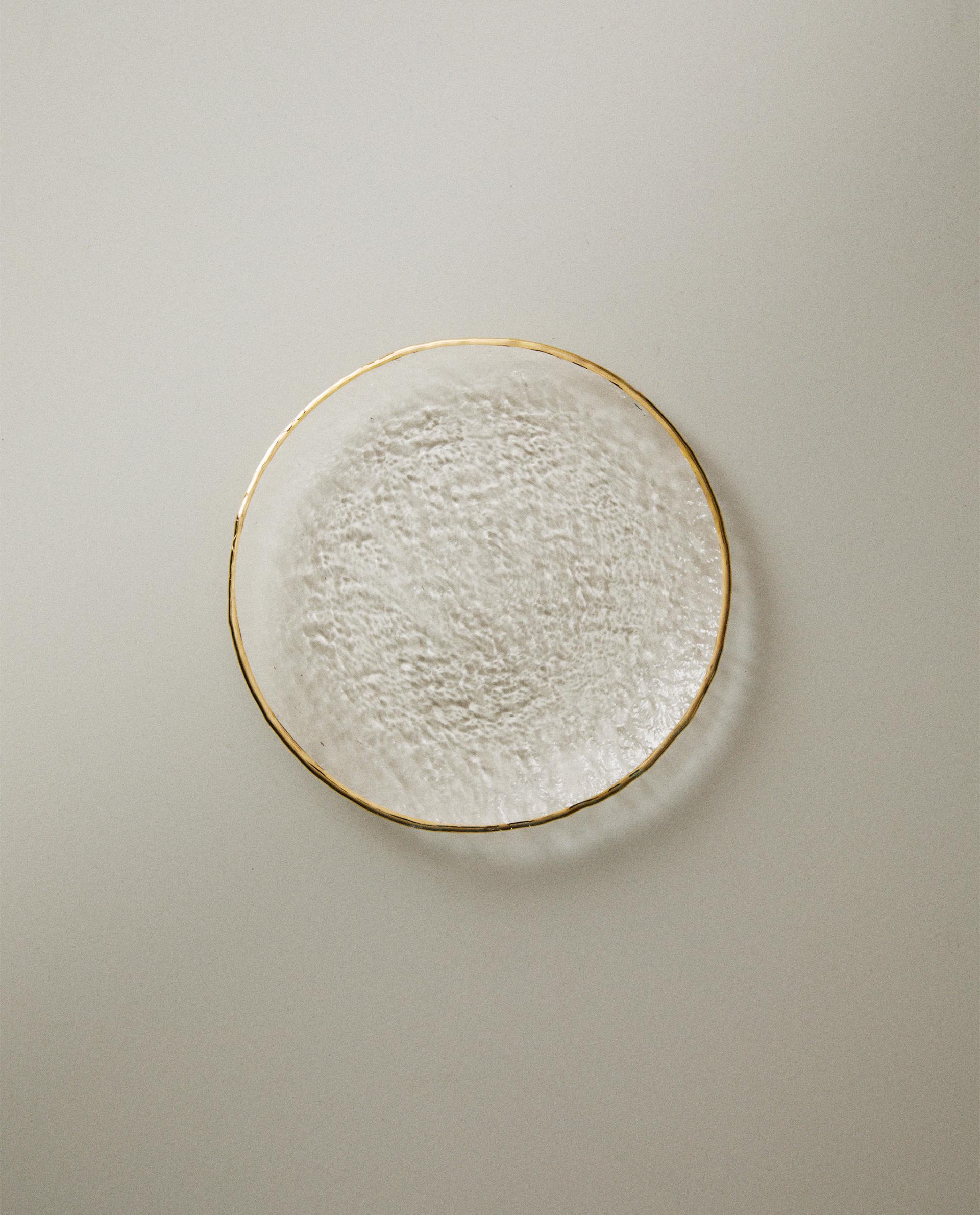 PLATO PAN VIDRIO RELIEVE FILO DORADO | Zara Home España
