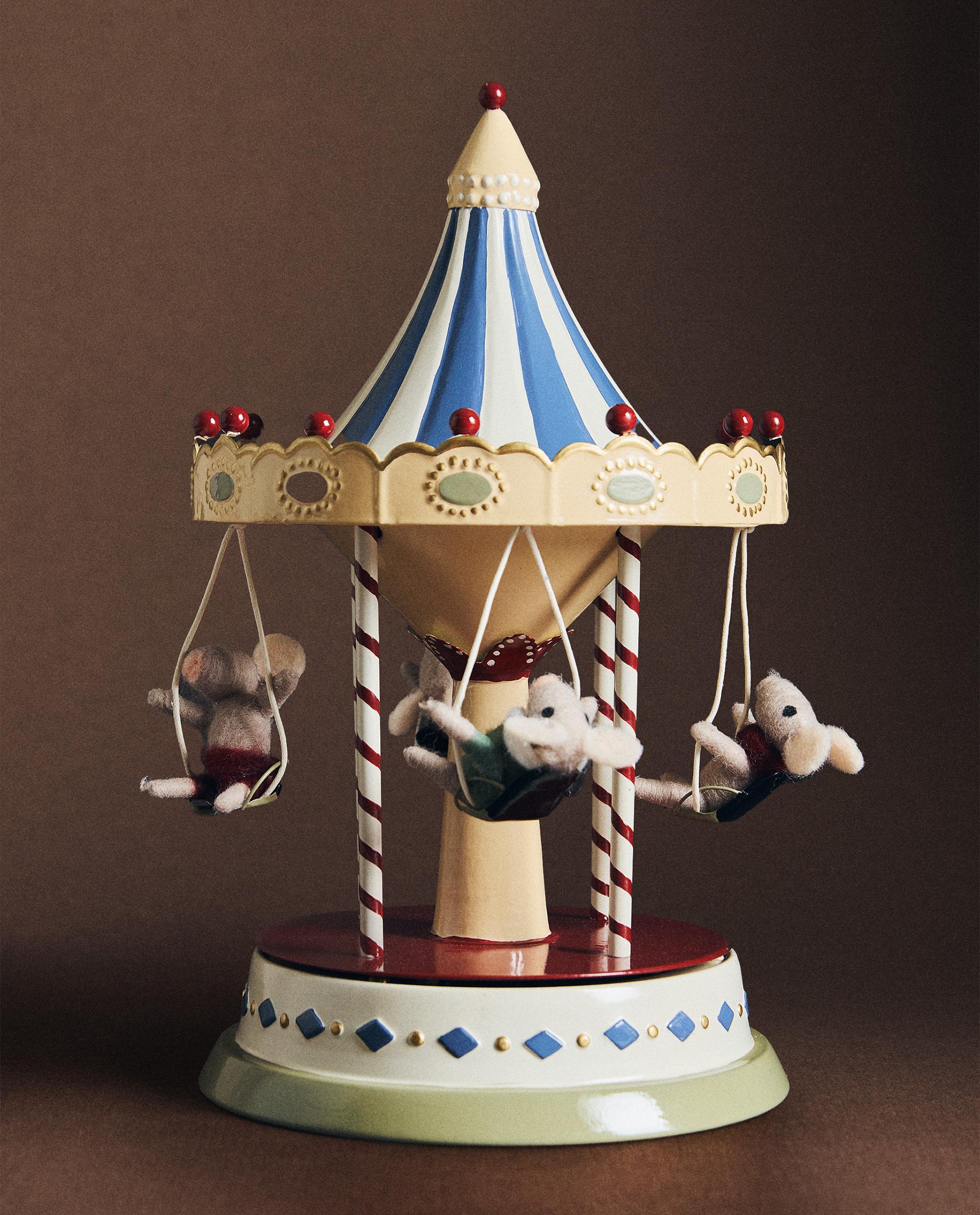 MUSICAL CAROUSEL CHRISTMAS DECORATION | Zara Home Κύπρος / Cyprus