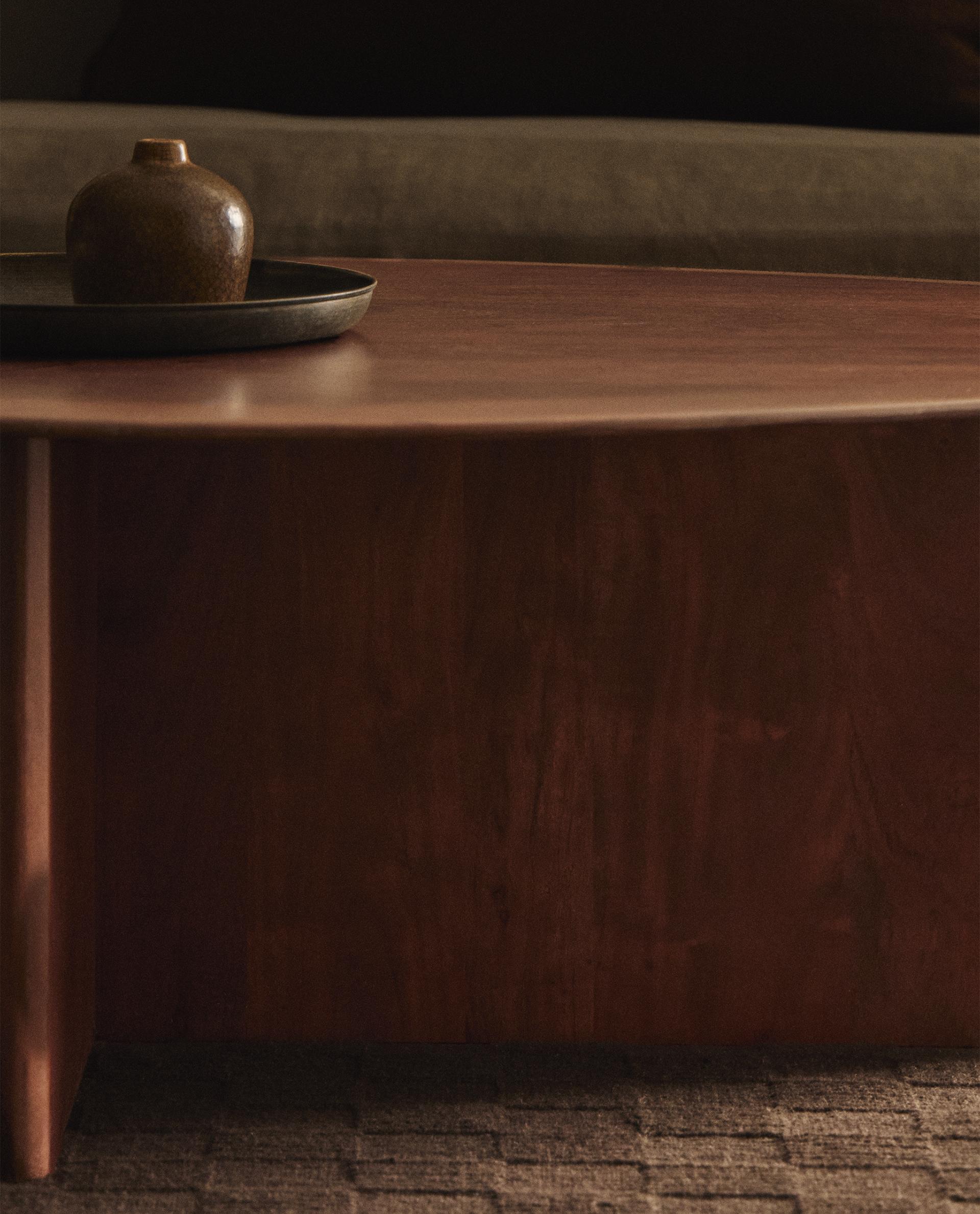 TABLE BASSE IRRÉGULIÈRE ACACIA | Zara Home France