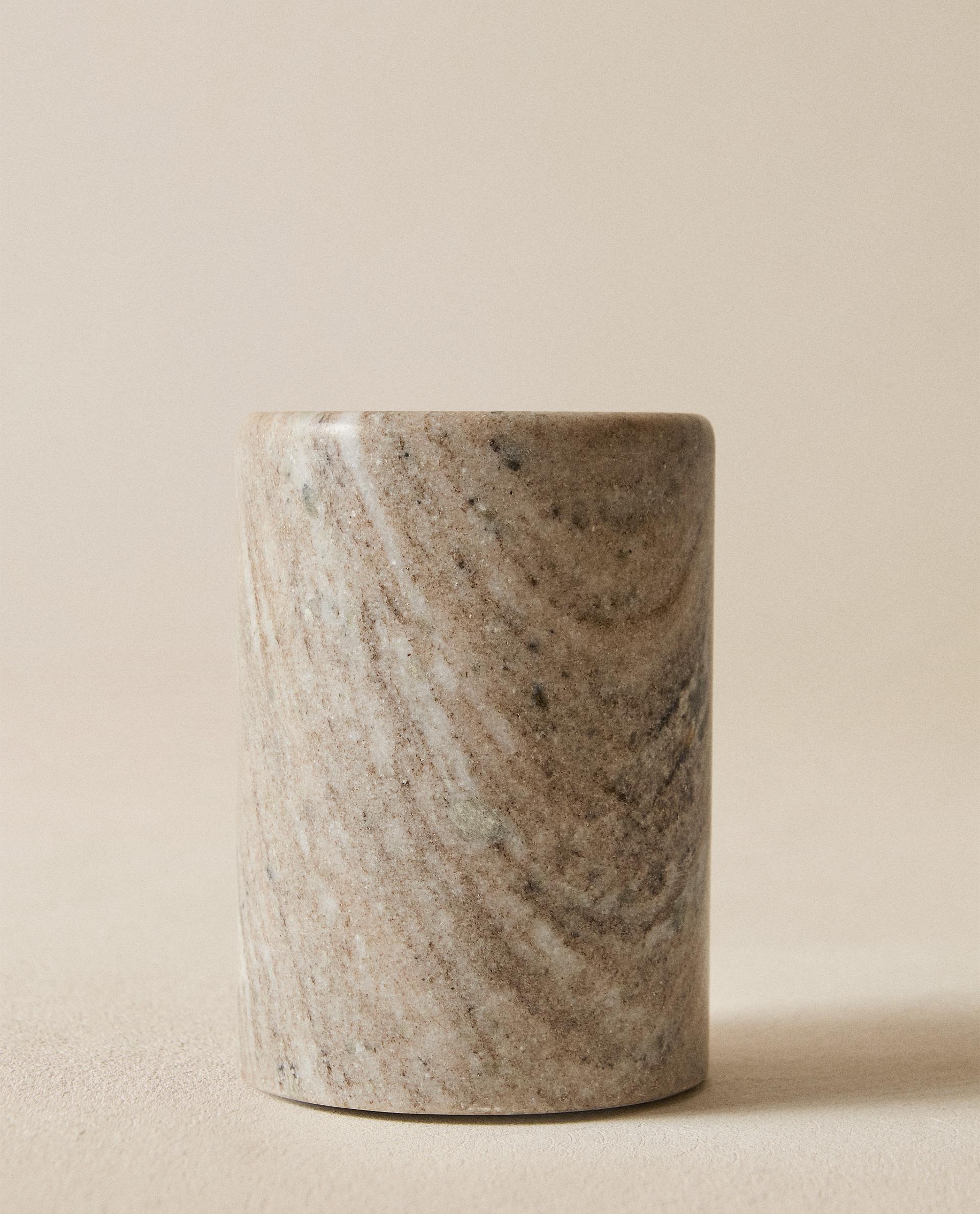 ΜΑΡΜΑΡΙΝΟ ΔΟΧΕΙΟ ΓΙΑ ΕΡΓΑΛΕΙΑ ΚΟΥΖΙΝΑΣ | Zara Home Ελλάδα / Greece