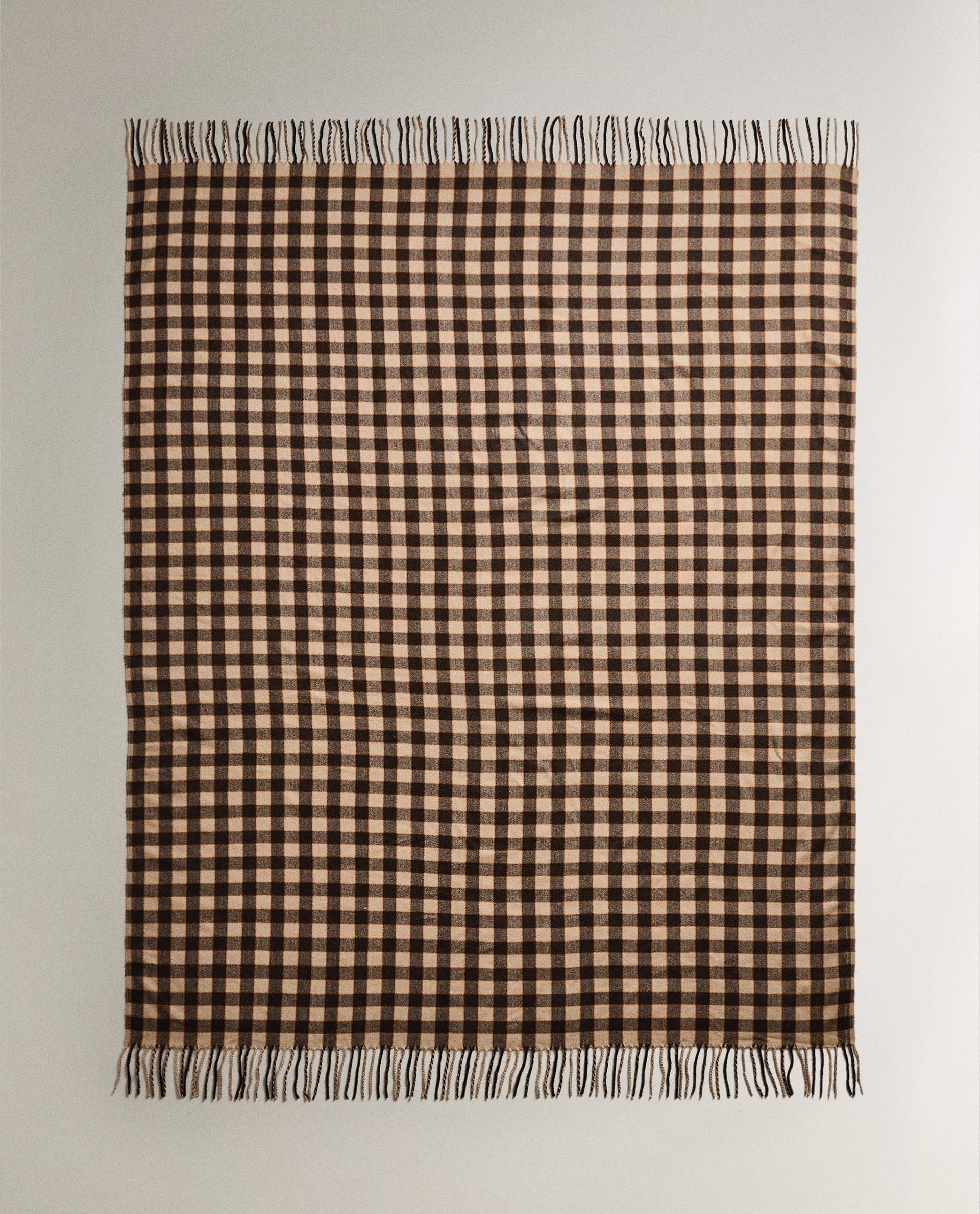 CHECK BLANKET WITH FRINGING | Zara Home United States of America
