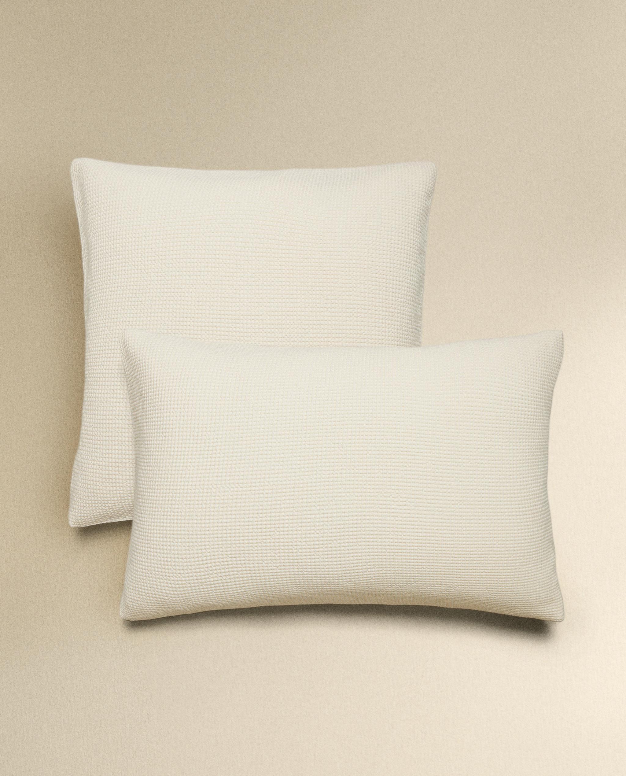 FUNDA ALMOHADA ALGODÓN MINI WAFFLE | Zara Home España