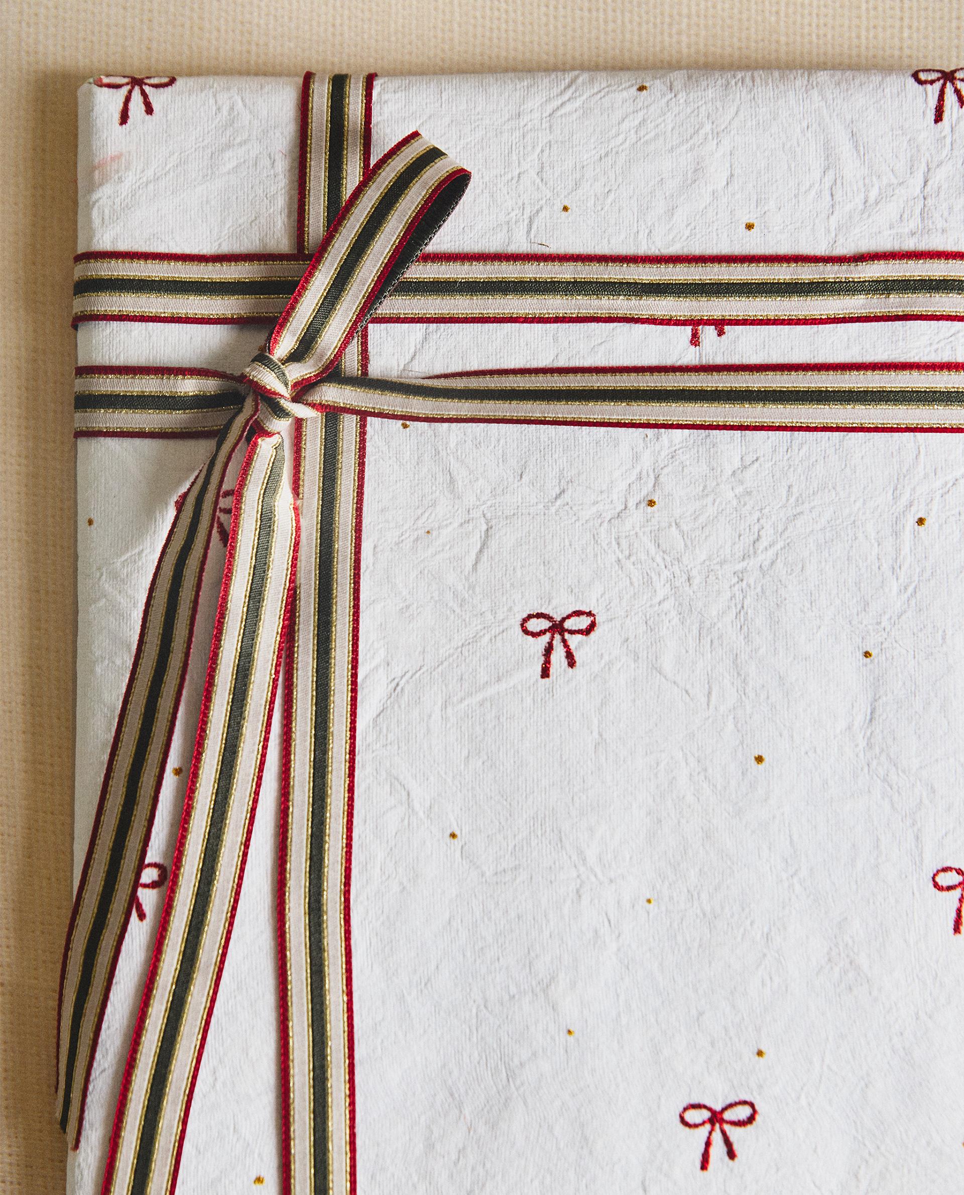 RUBAN CADEAUX RAYURES BRILLANTES NOËL | Zara Home België / Belgique