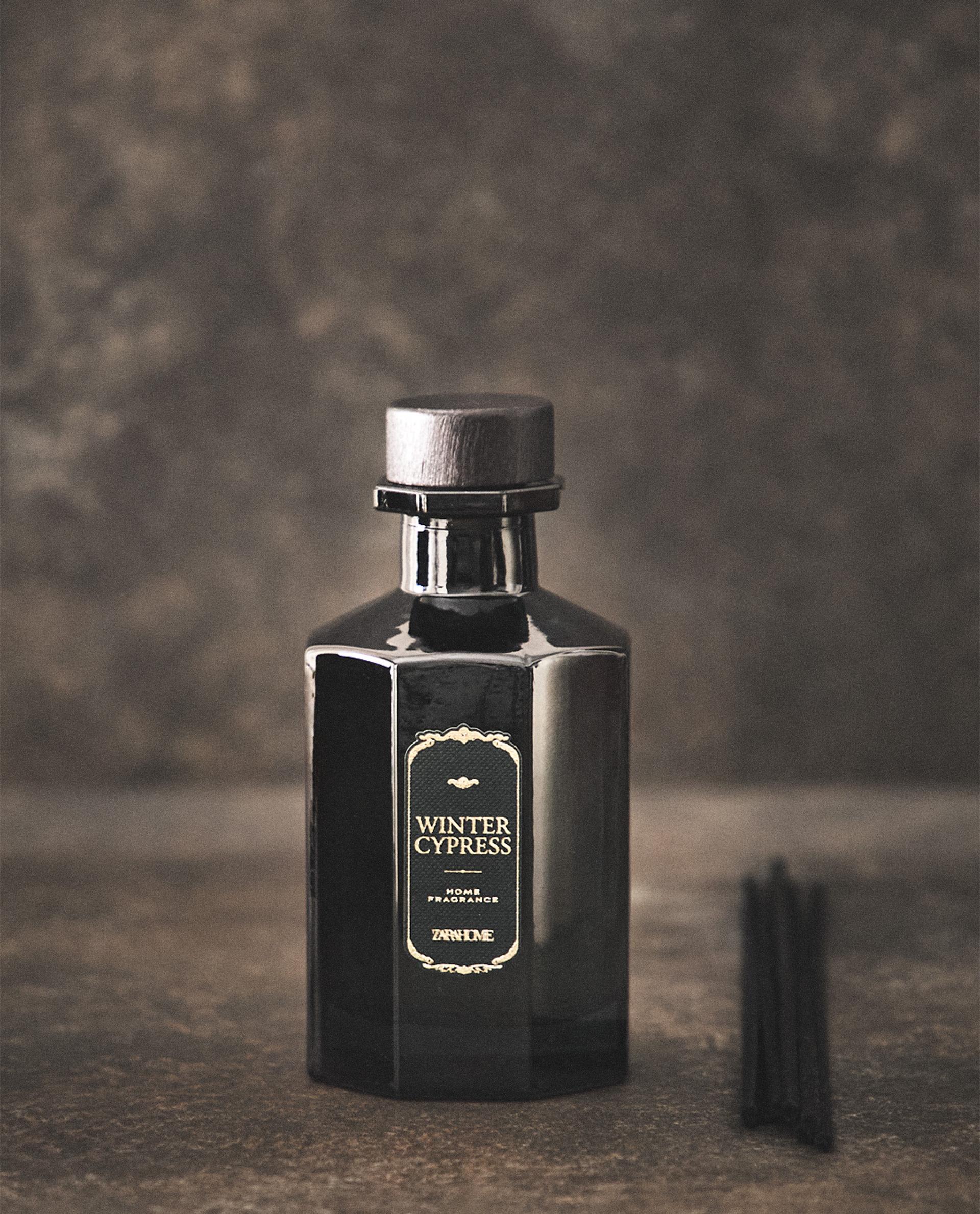 (190 ML) DIFUSOR MIKADO WINTER CYPRESS | Zara Home Chile