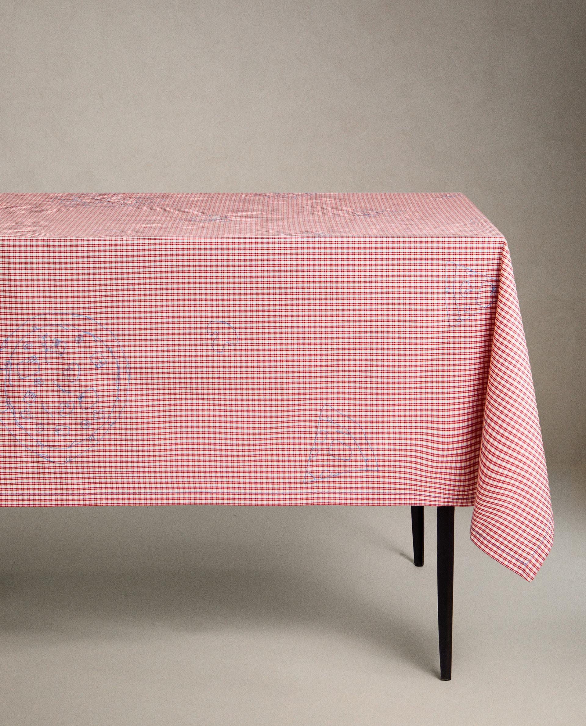 MANTEL INFANTIL ALGODÓN CUADROS BORDADOS | Zara Home Chile