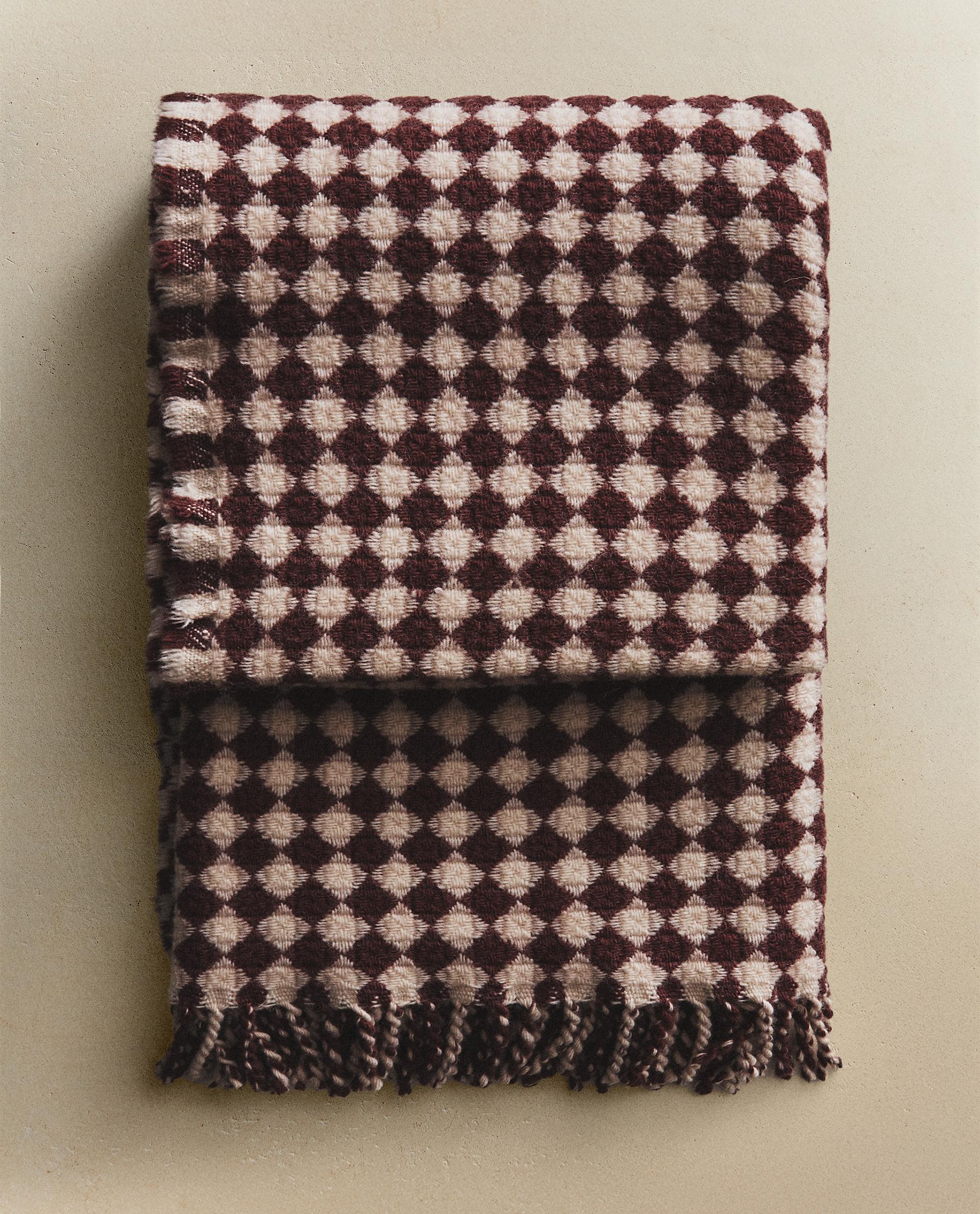 DIAMOND WOOL THROW | Zara Home Jordan