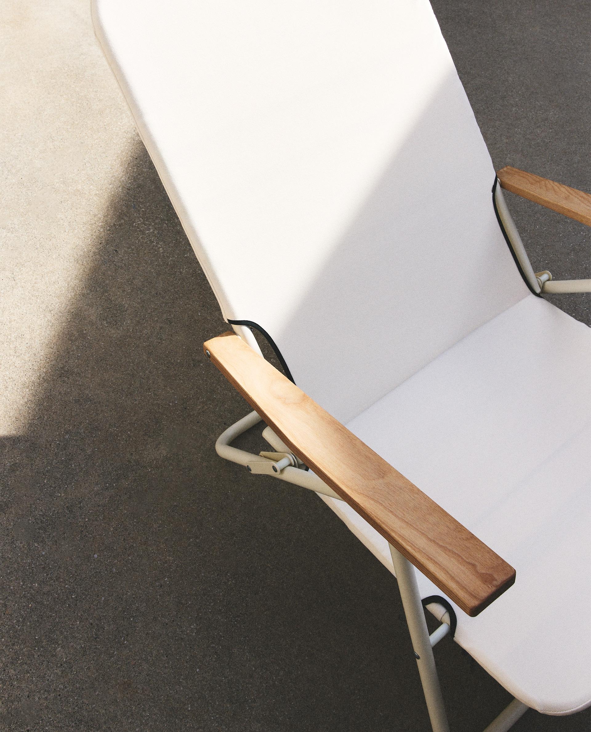 FOLDING BEACH CHAIR WITH WOODEN ARM RESTS | Zara Home Norge / Norway
