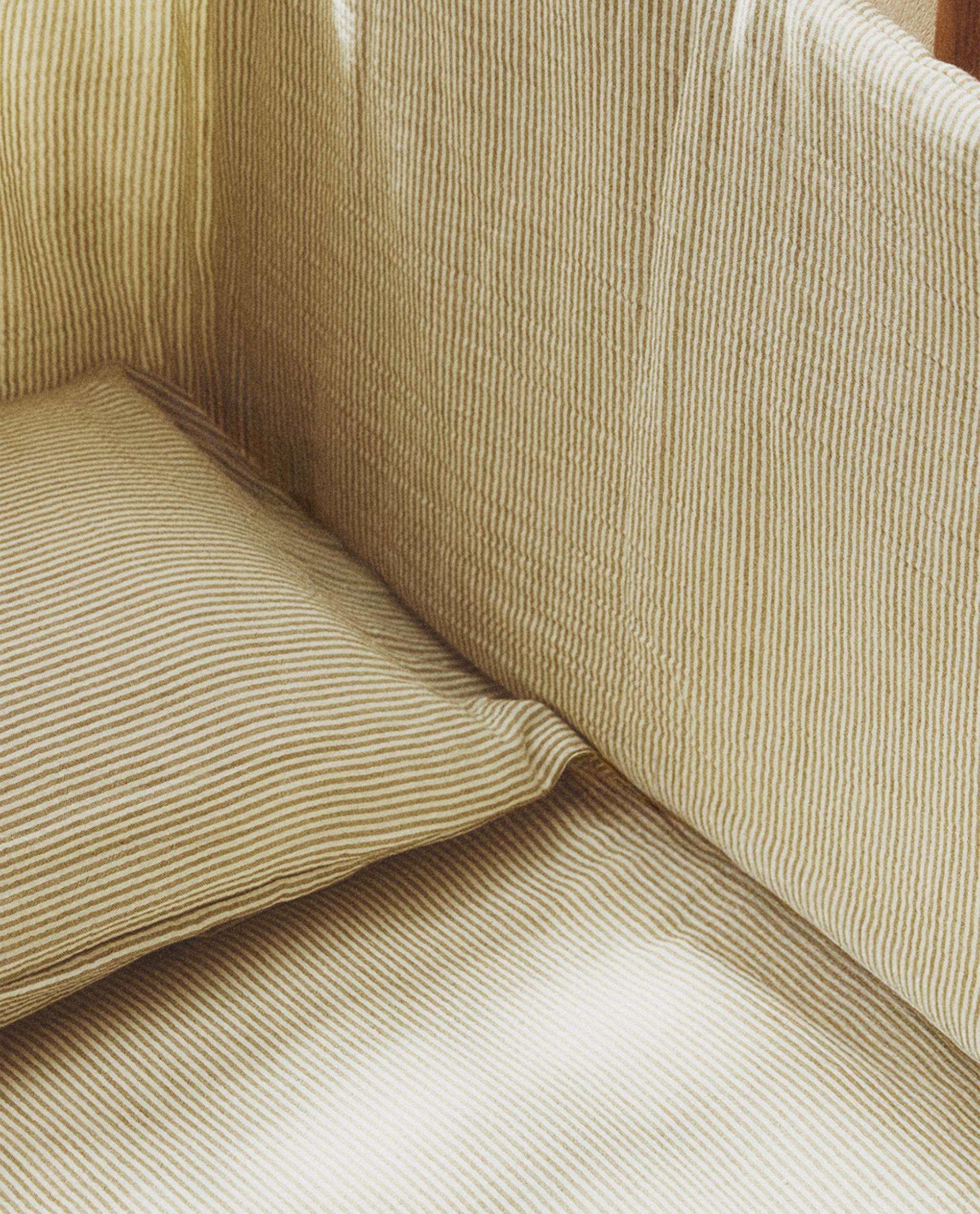 STRIPED MUSLIN COT BUMPER COVER | Zara Home Κύπρος / Cyprus