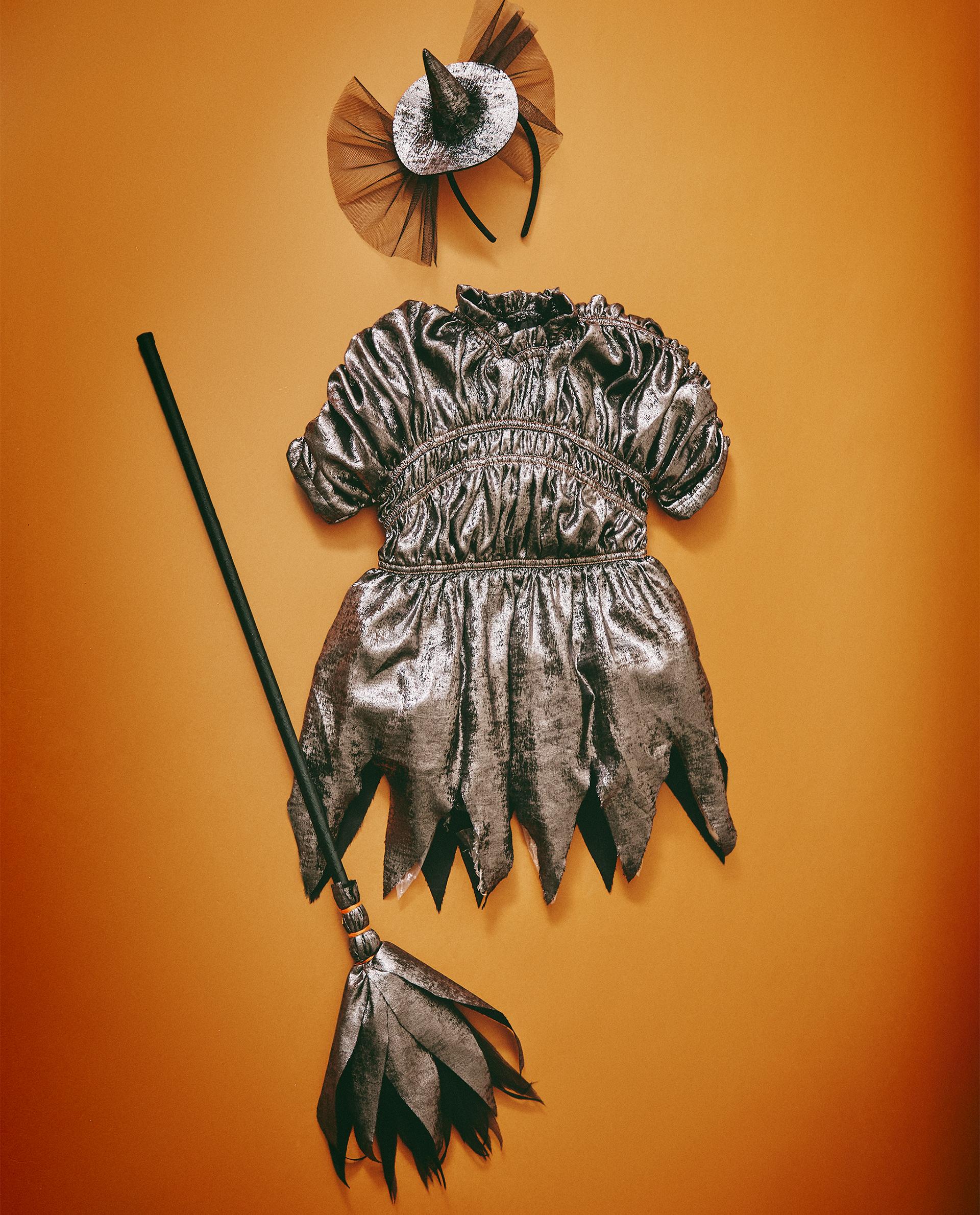 VAIKIŠKAS HELOVINO RAGANOS KOSTIUMAS | Zara Home Lithuania