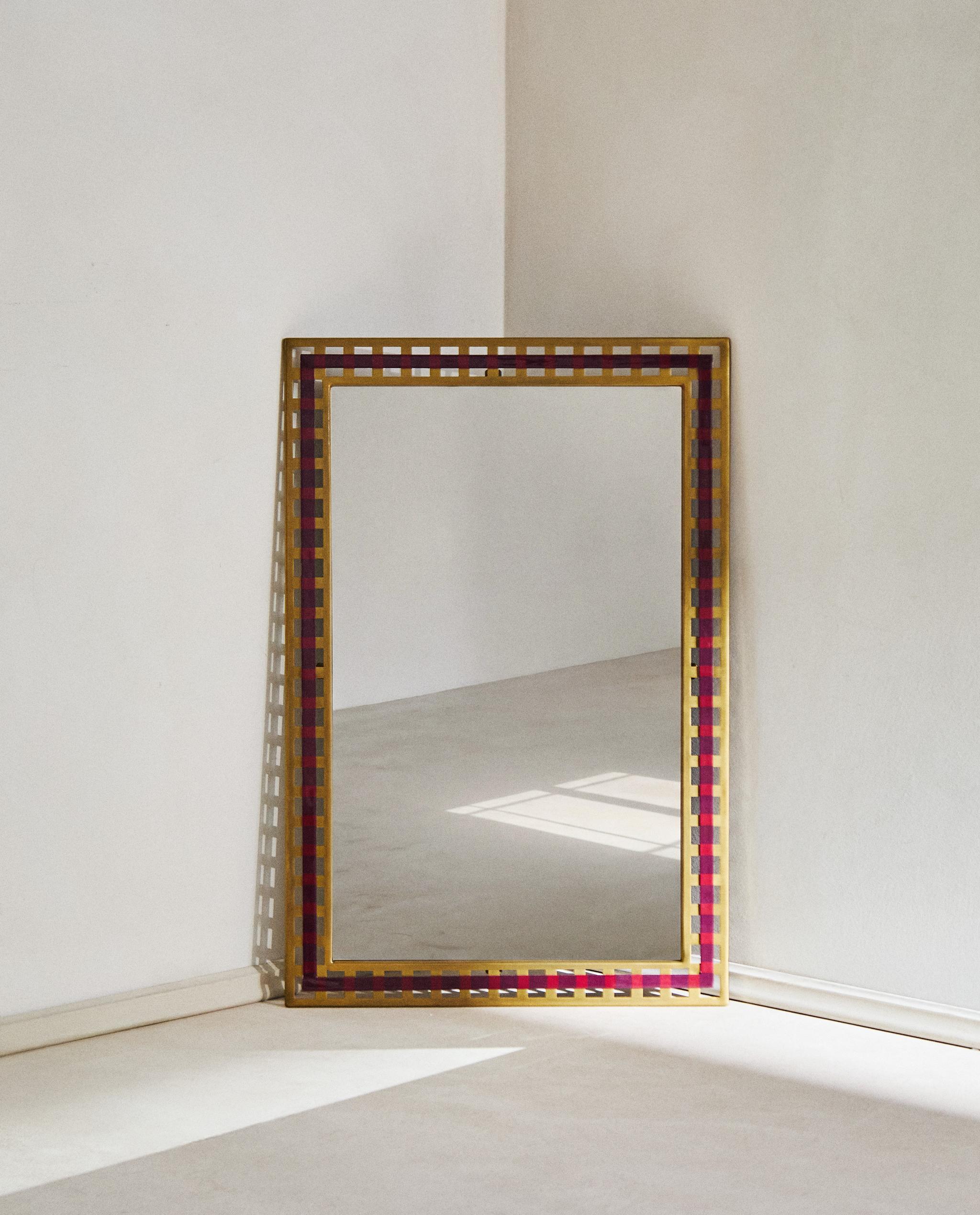MIROIR CADRE GÉOMÉTRIQUE | Zara Home Monaco