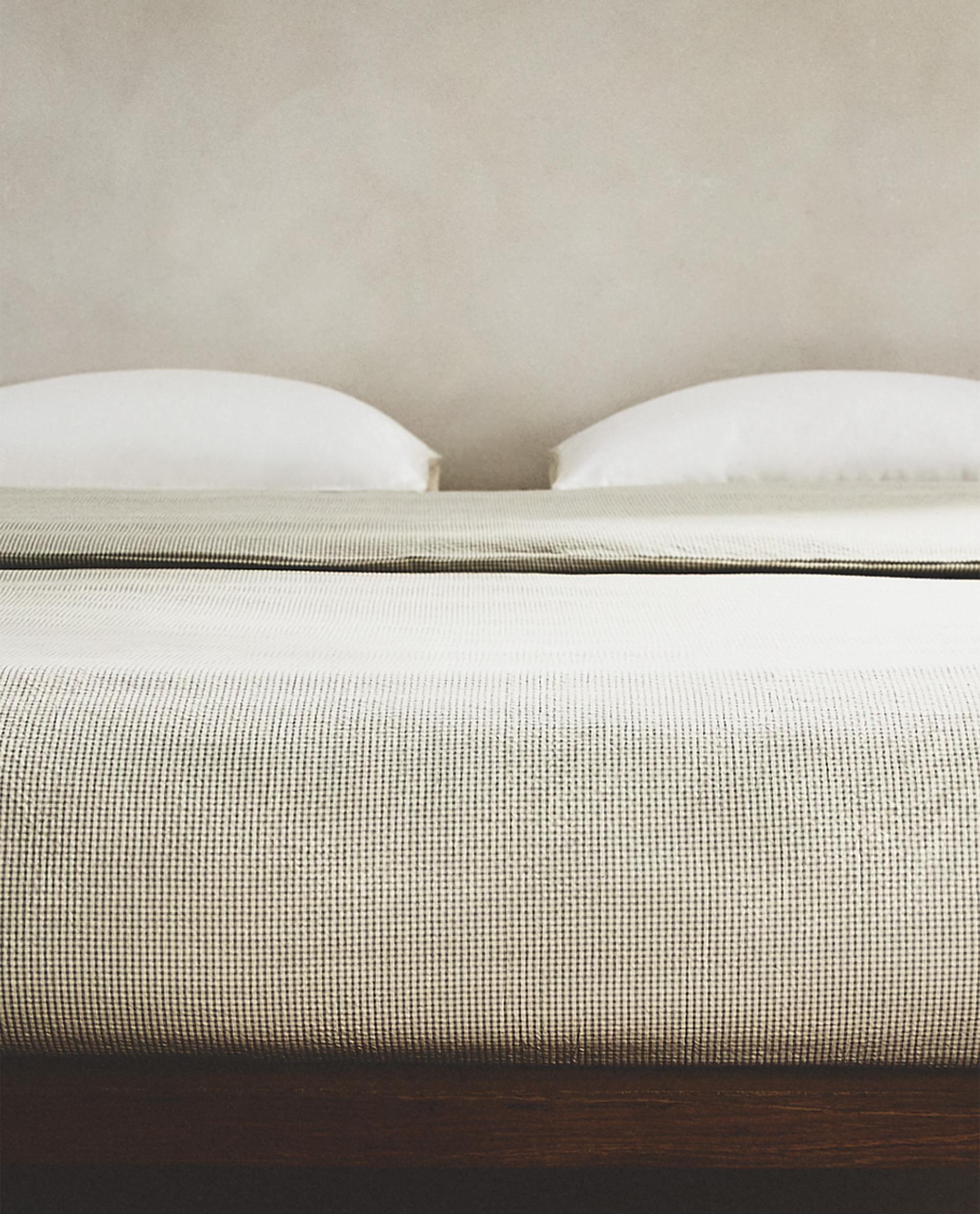 KËLLËF JORGANI PAMBUK ME RRUDHA TË LEHTA | Zara Home Kosovë